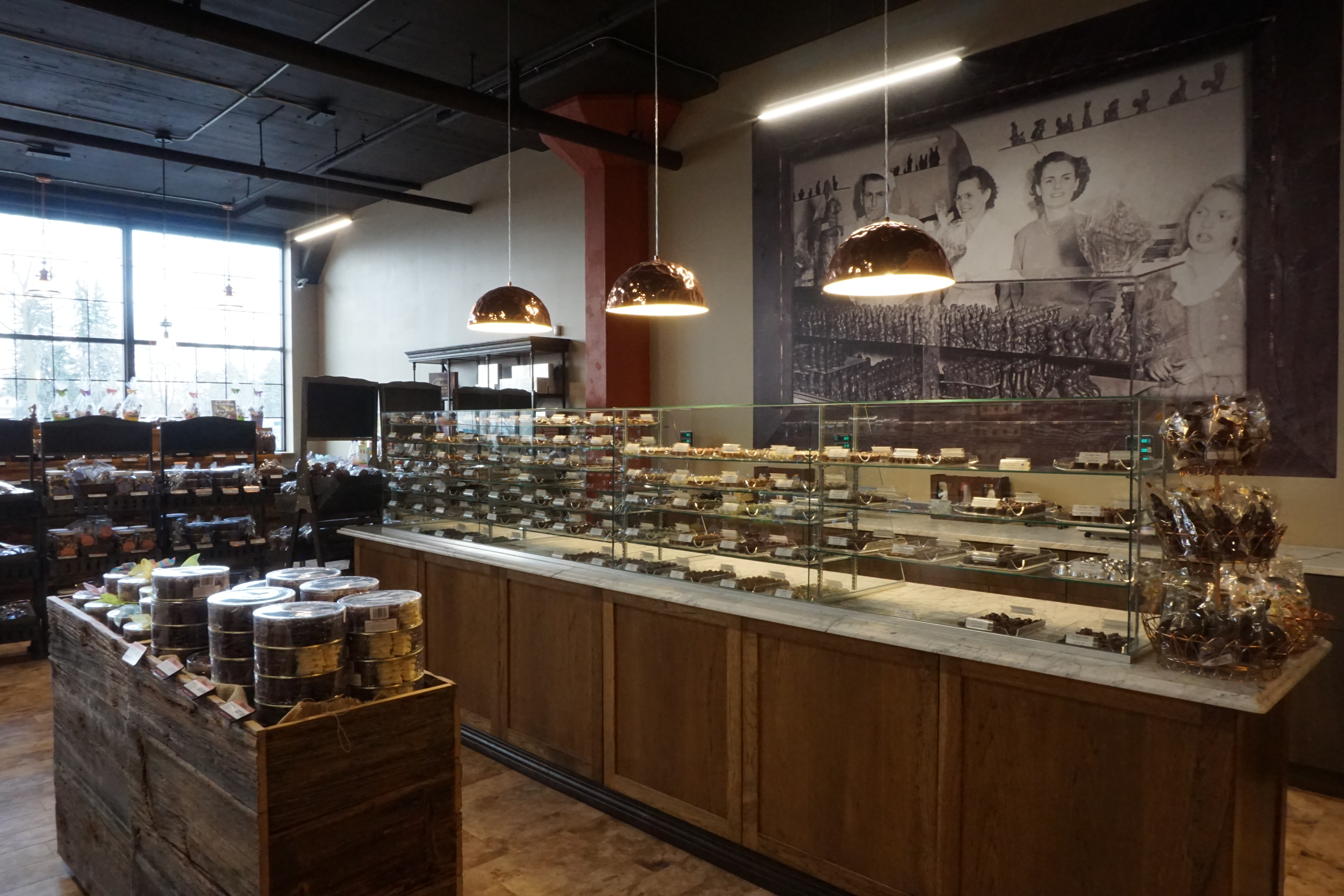 Platter's Chocolate Cafe by design synergies architecture pc - Architizer