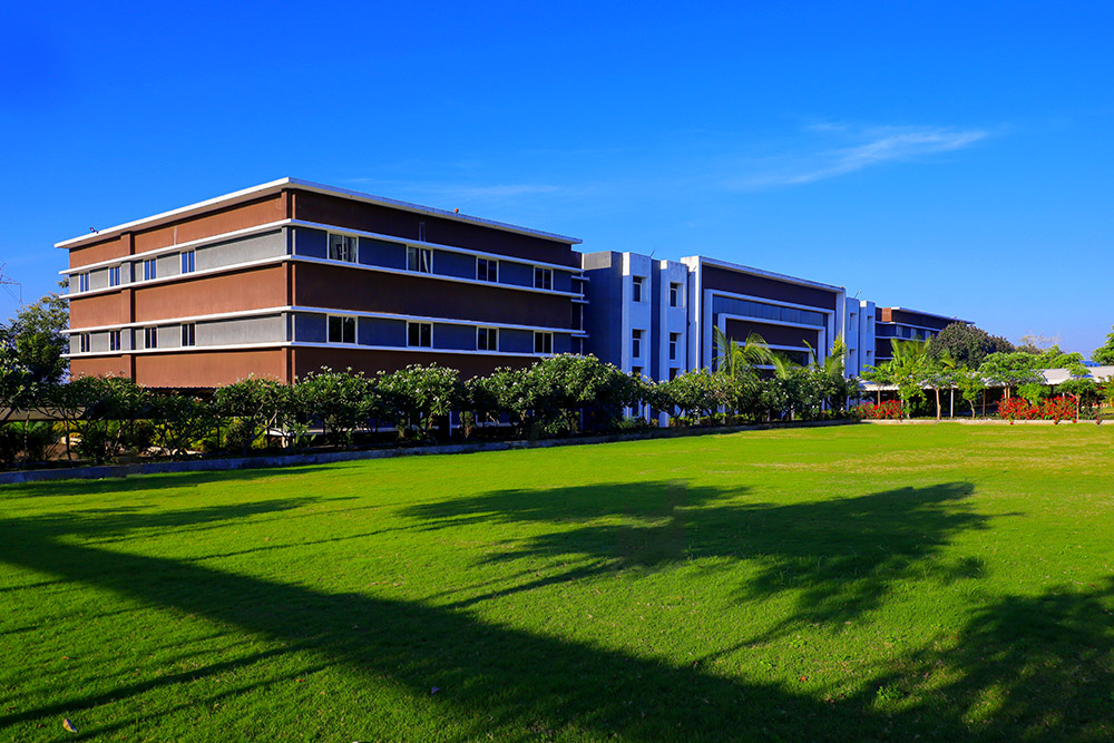 MEDICAPS SCHOOL by rubiconarchitects - Architizer