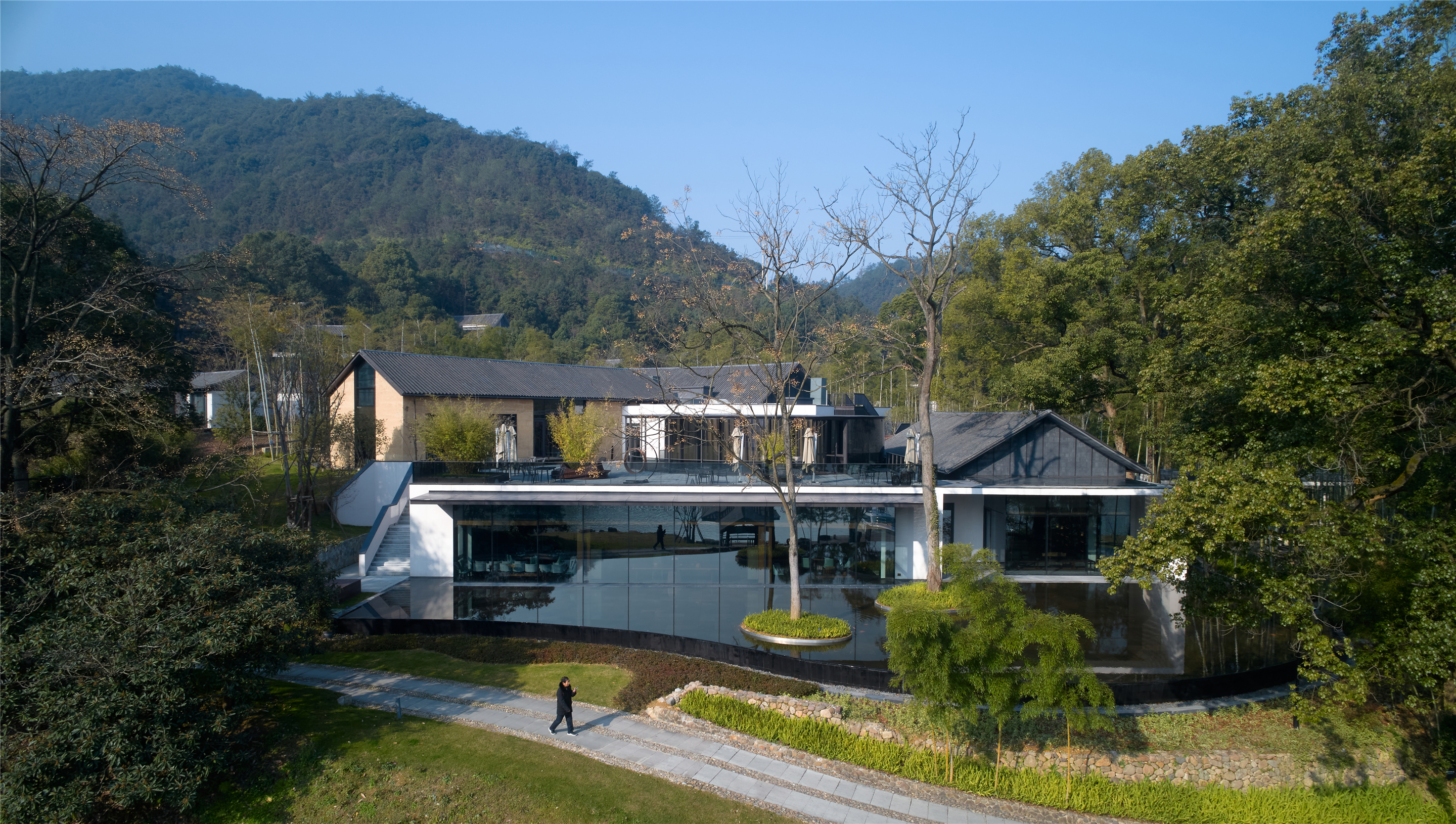 Fuchun FOUND Retreat by The Design Institute of Landscape ...