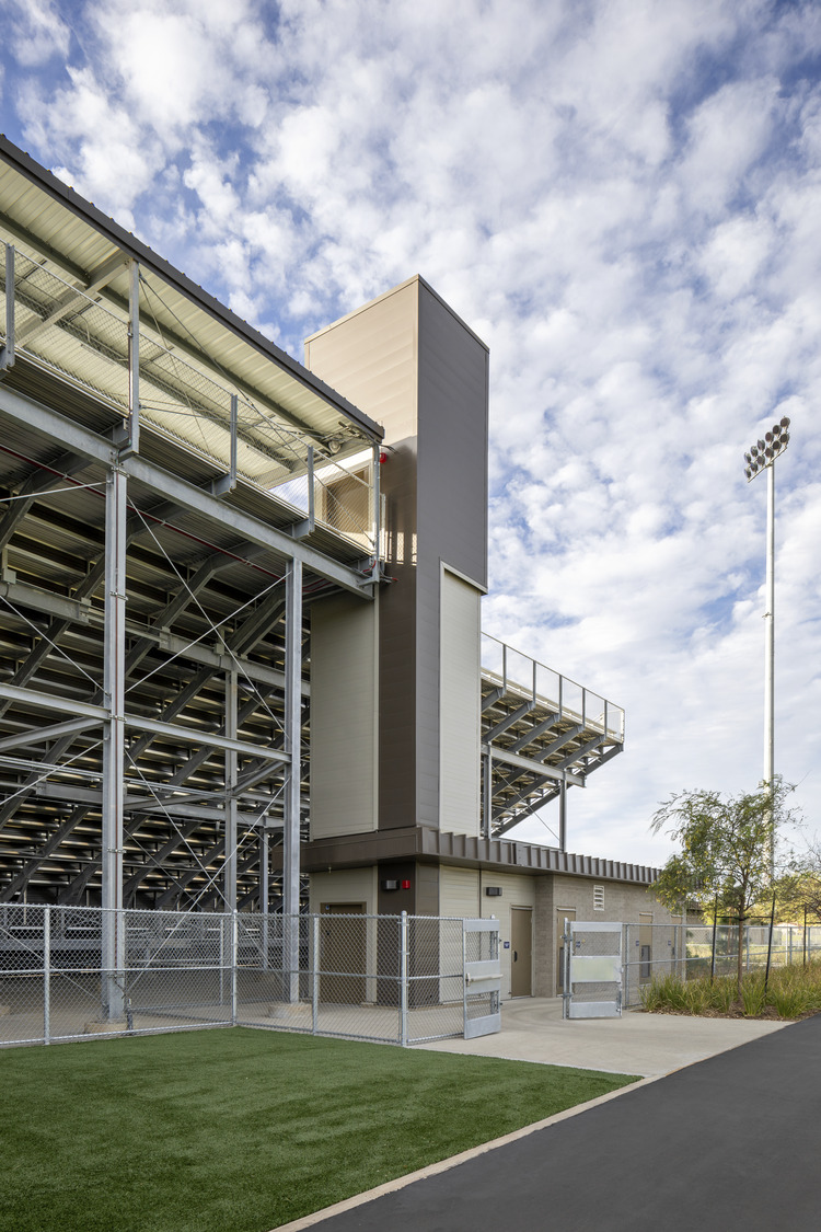 Fred Kelly Stadium by HED - Architizer