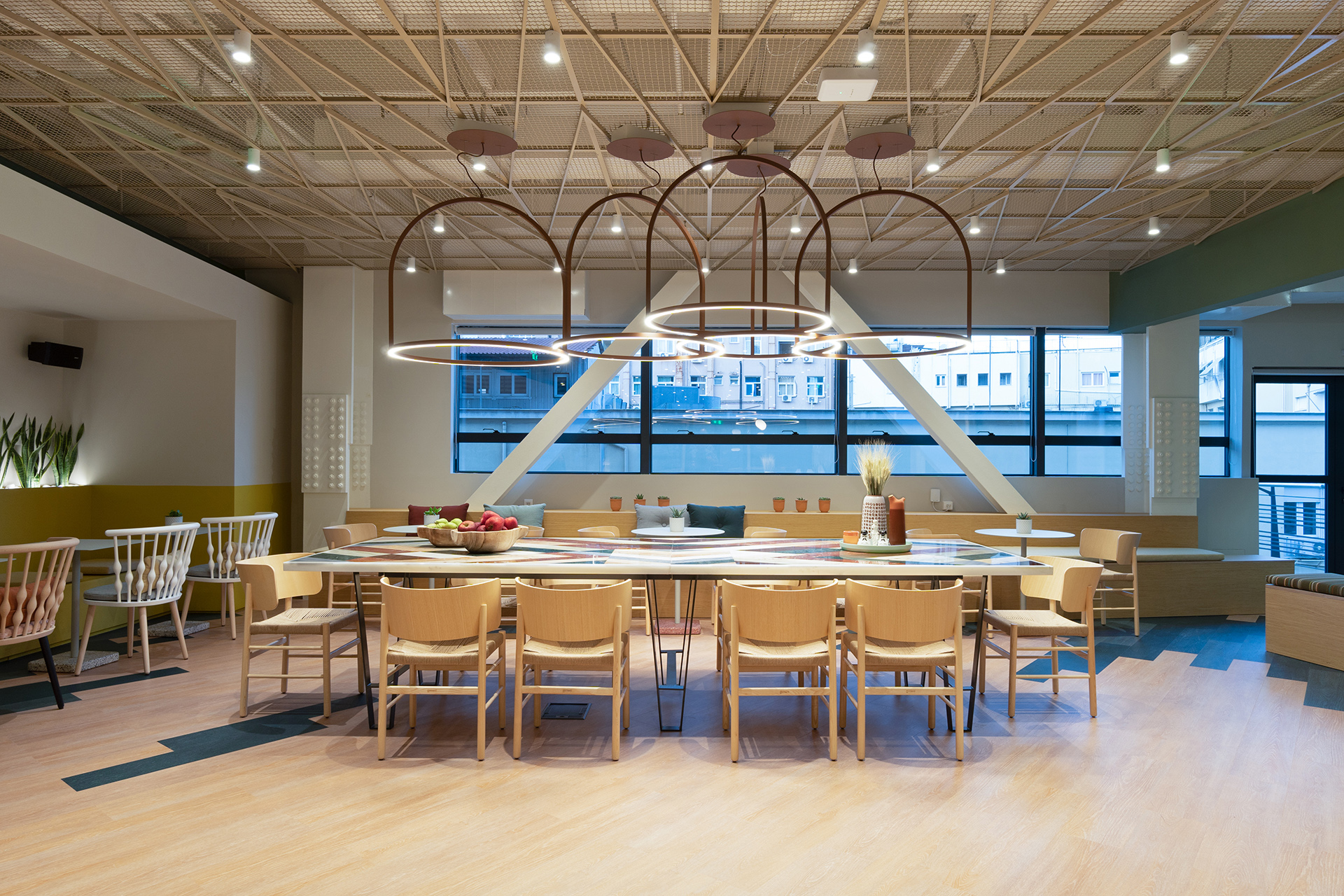 Expedia Group HQ by A&M ARCHITECTS - Architizer