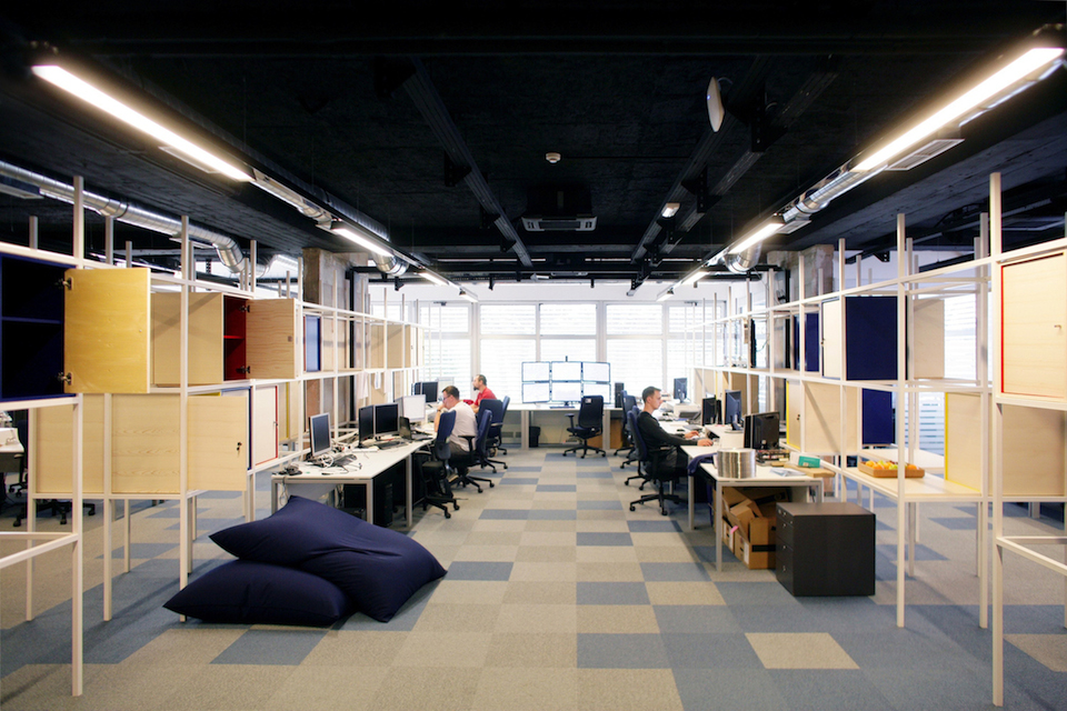 Span – Pixels in an Office Space by brigada* - Architizer