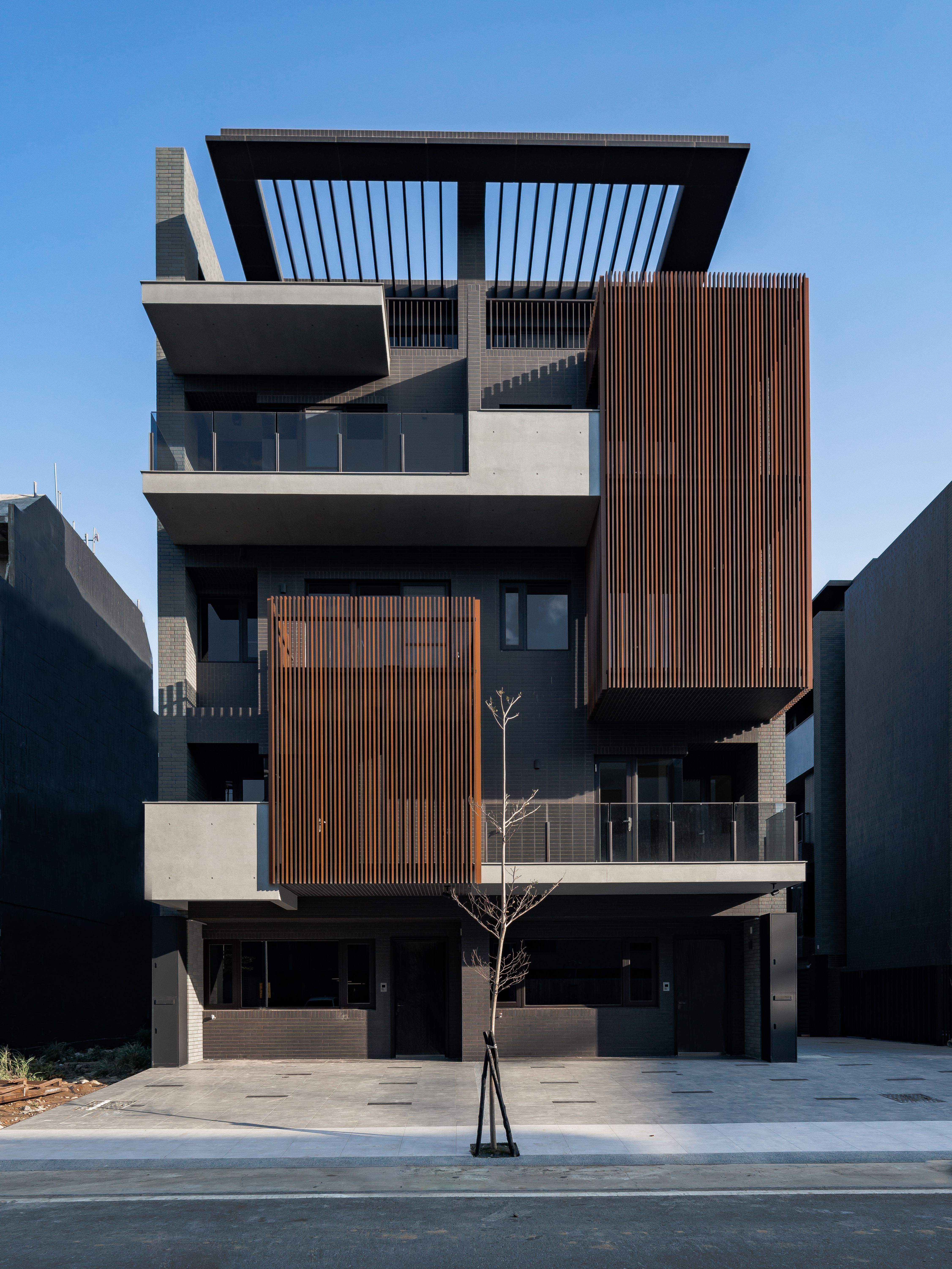 JM House by HE.JU Architects & Associates - Architizer