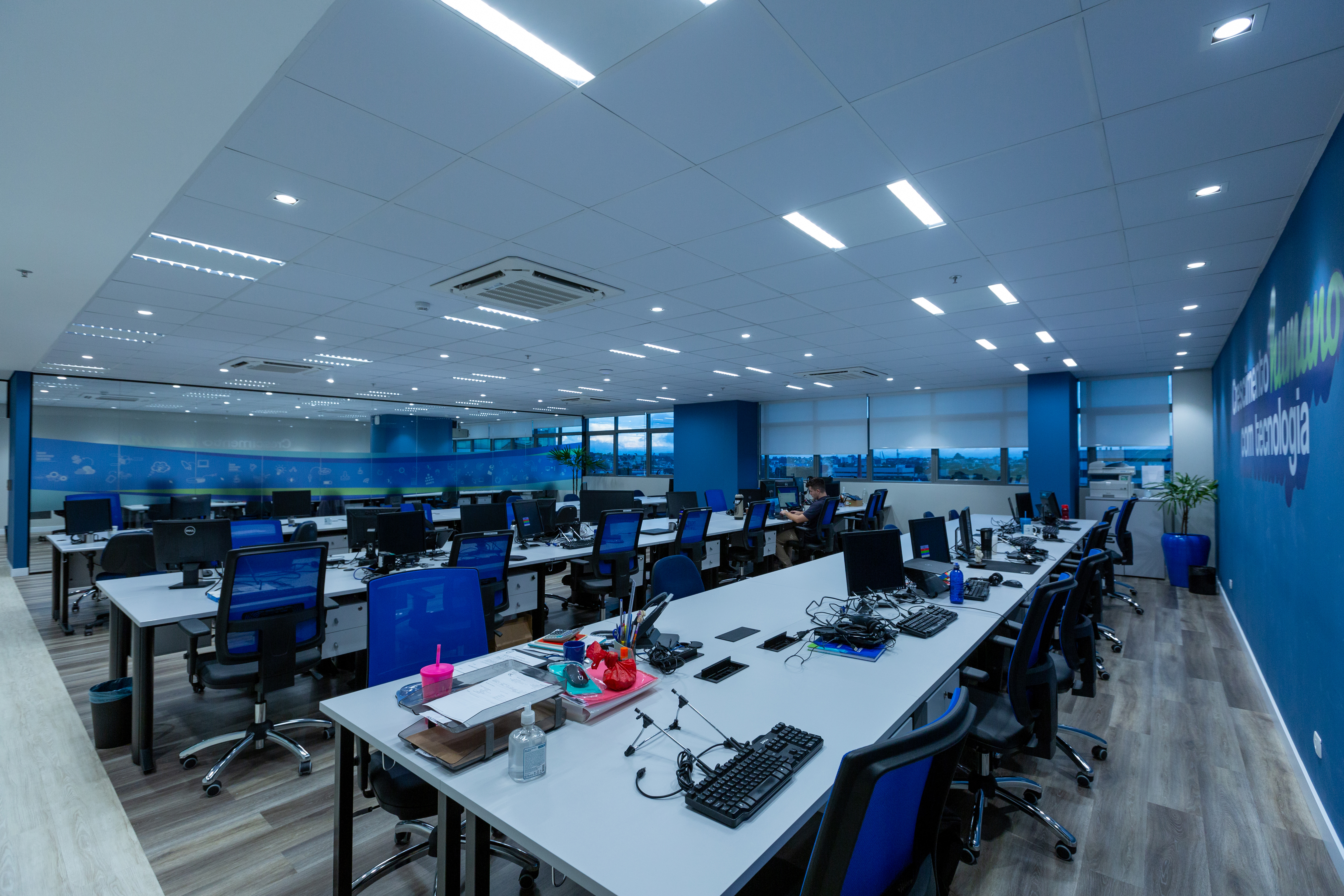 Meta - Tech. Simple. Human. by A9 Arquitetura - Architizer