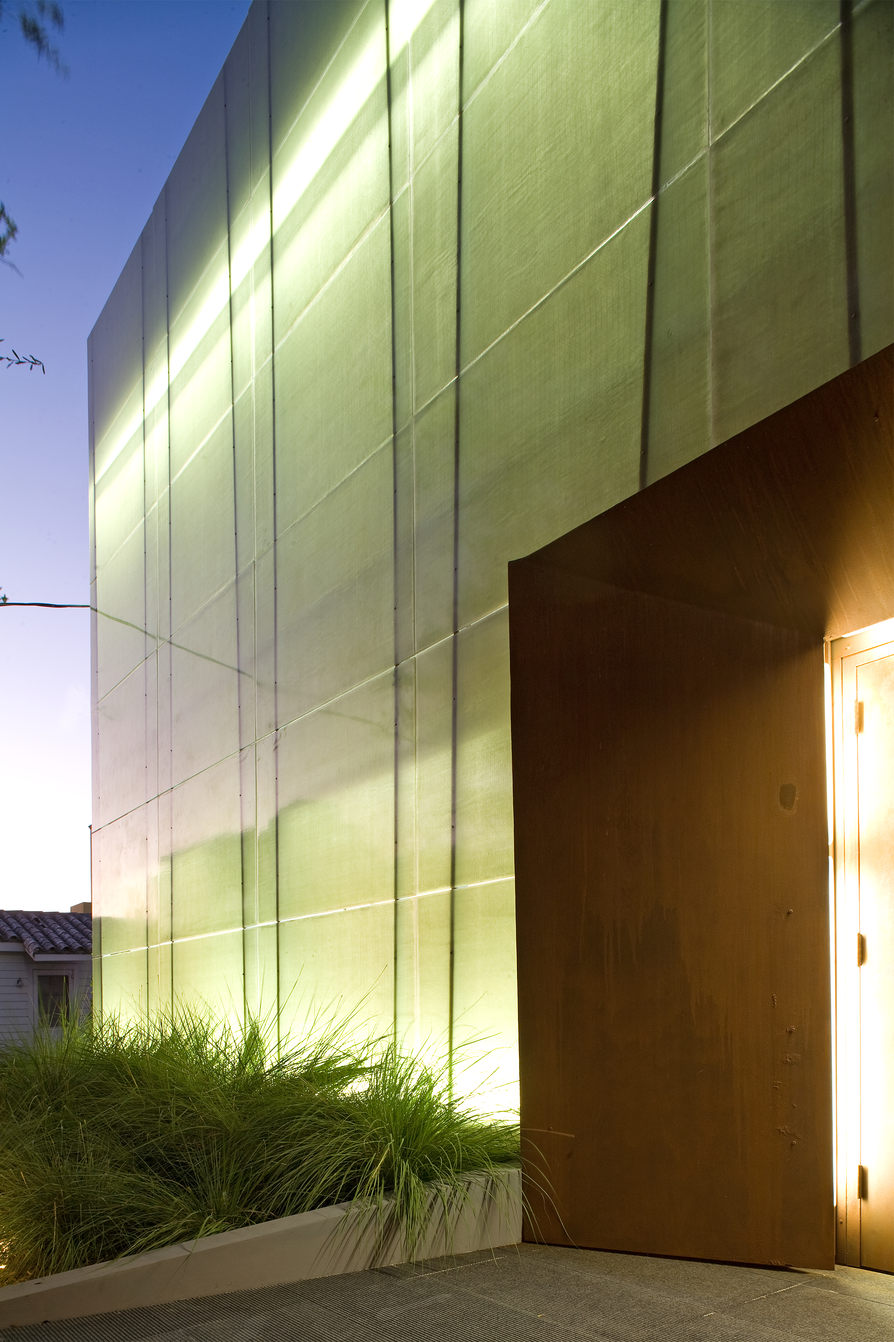 GIRLS' CLUB FOUNDATION by GLAVOVIC STUDIO - Architizer