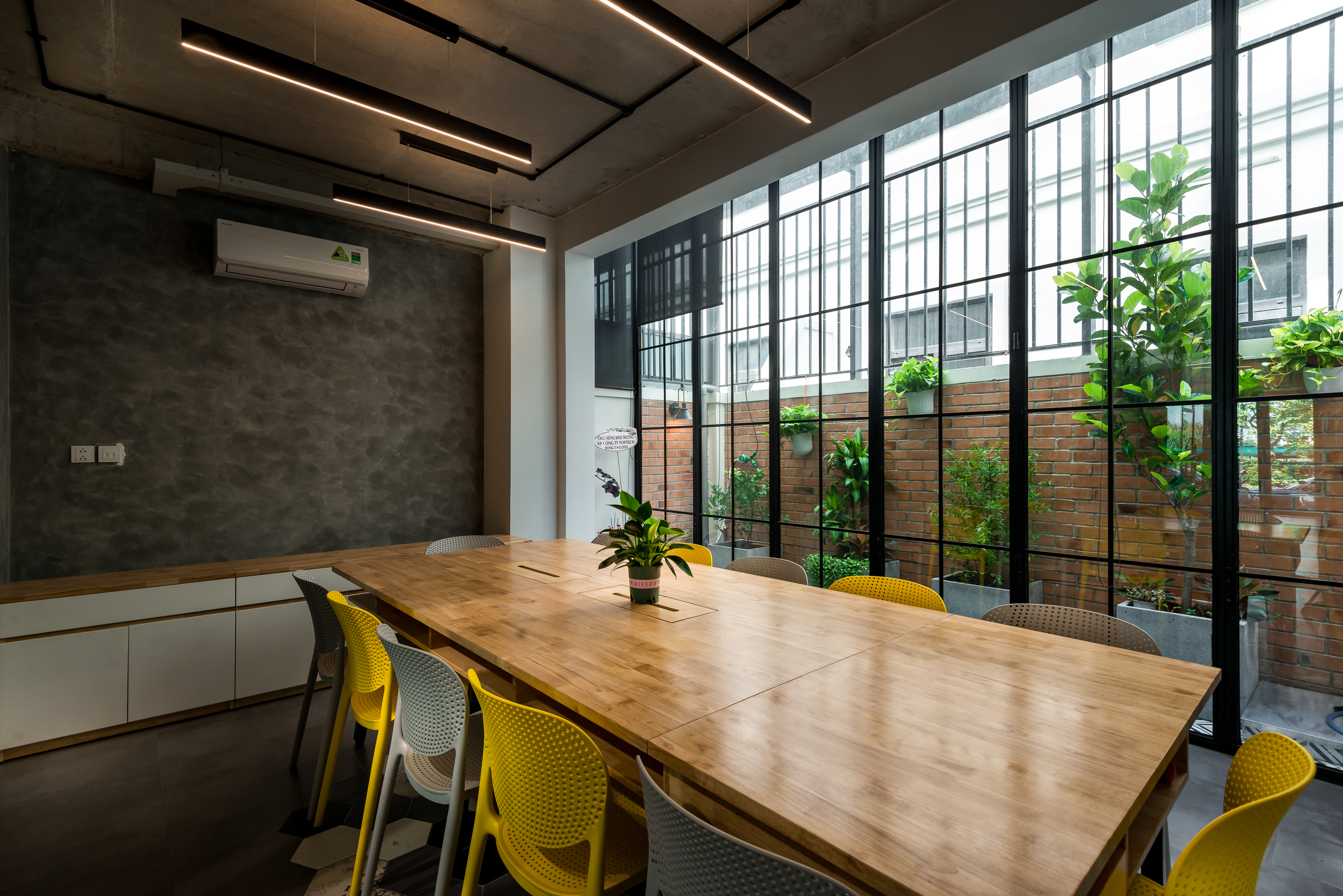 POPTECH-OFFICE by Chi.Arch - Architizer