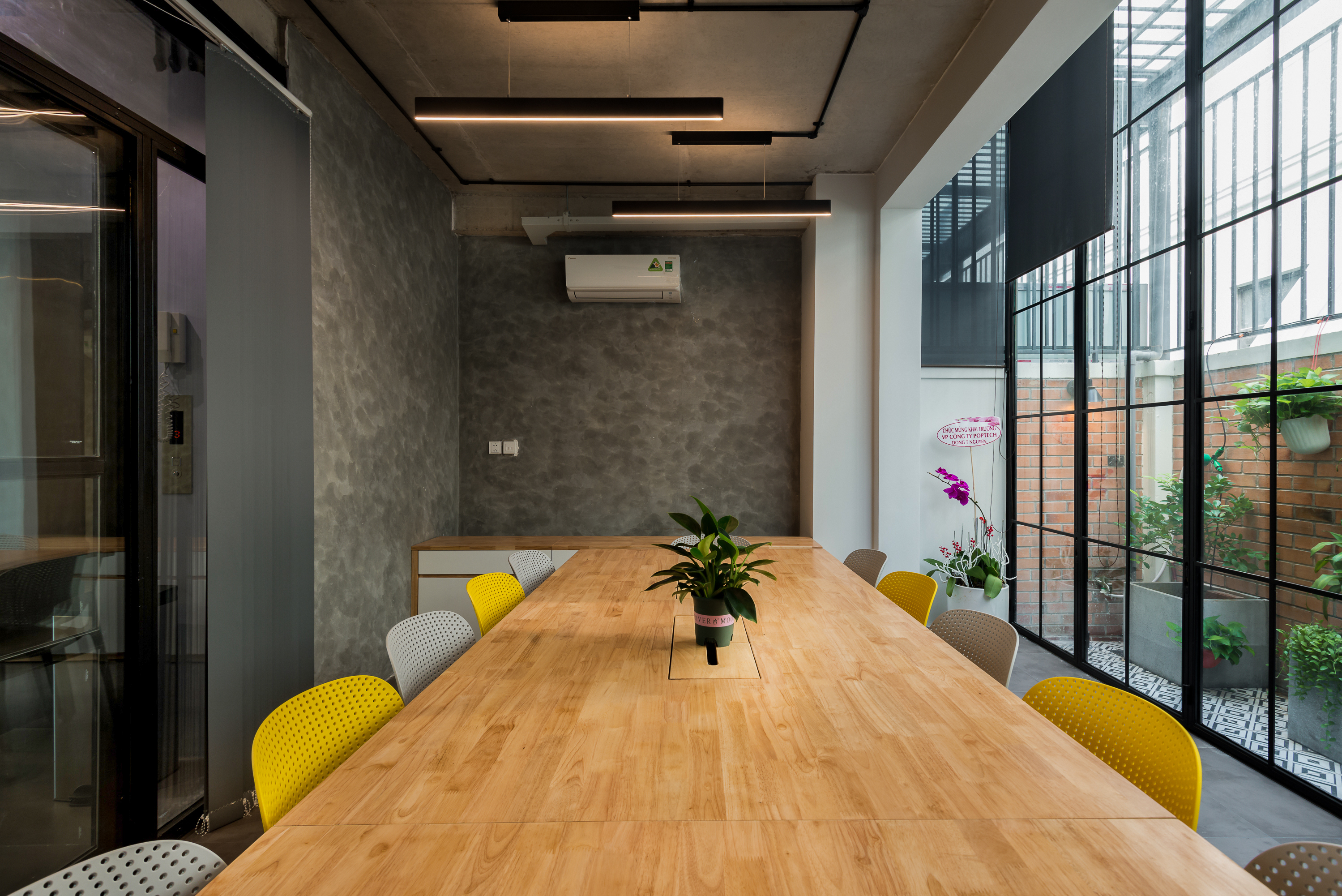 POPTECH-OFFICE by Chi.Arch - Architizer