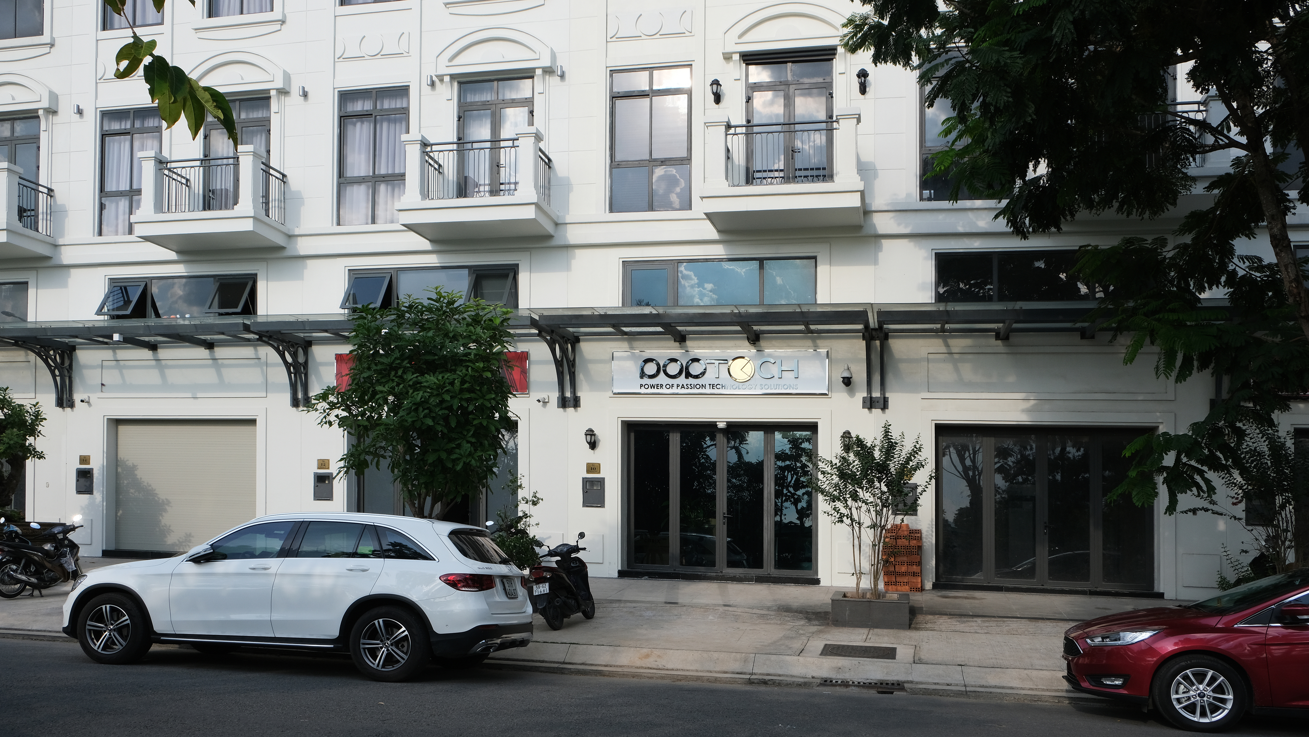 POPTECH-OFFICE by Chi.Arch - Architizer