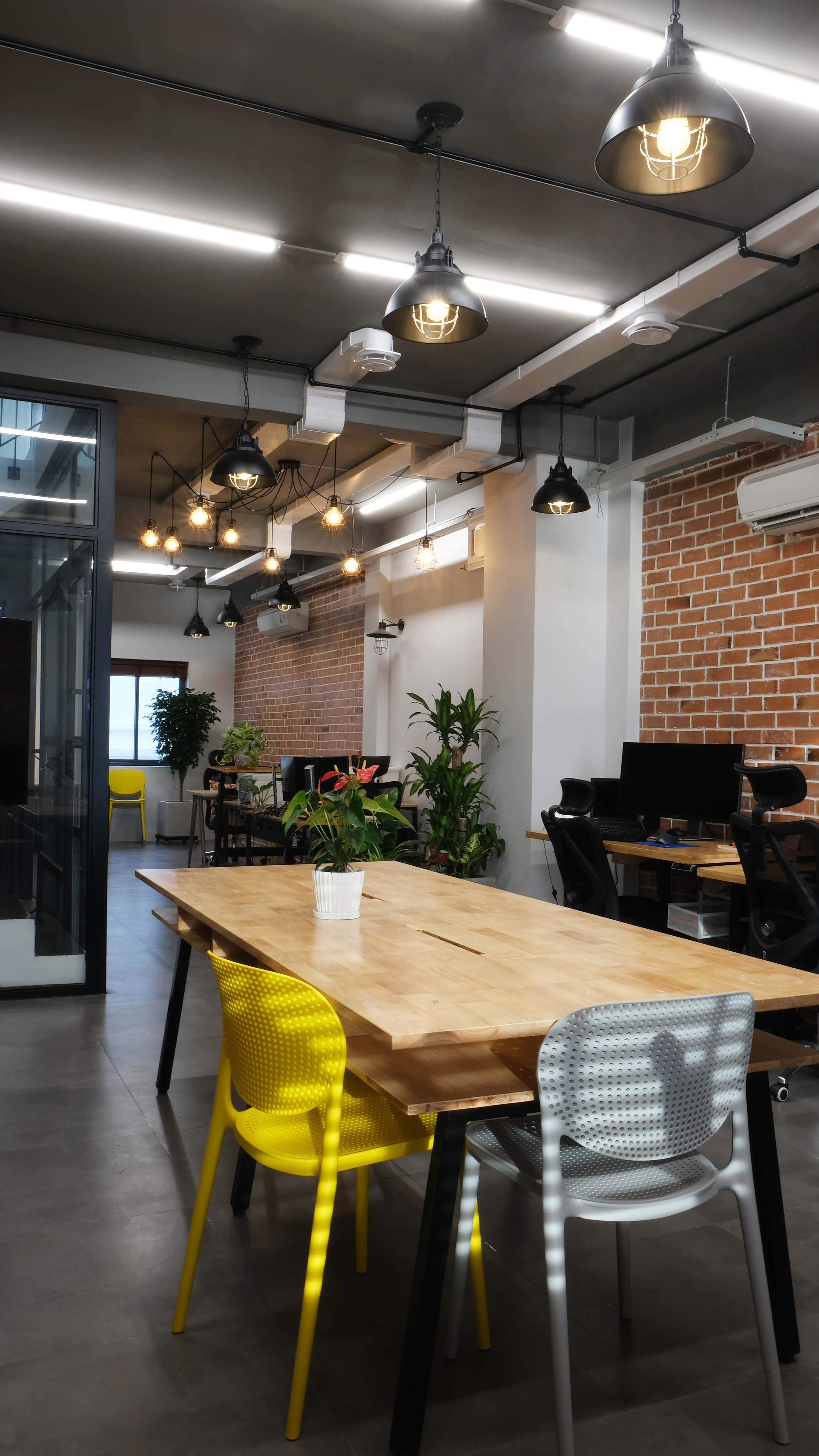 POPTECH-OFFICE by Chi.Arch - Architizer