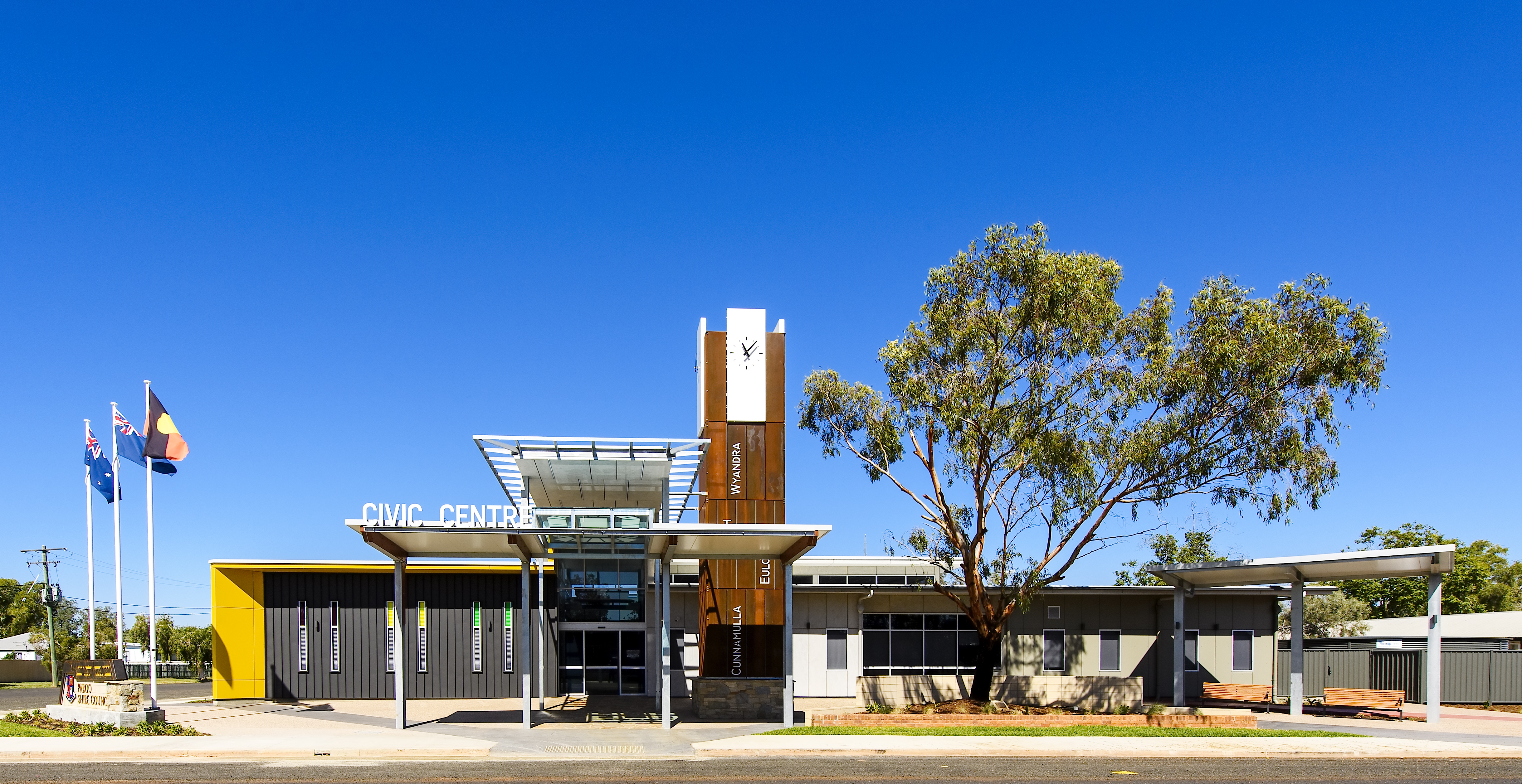 Paroo Shire Council Community & Civic Centre by Elia Architecture ...