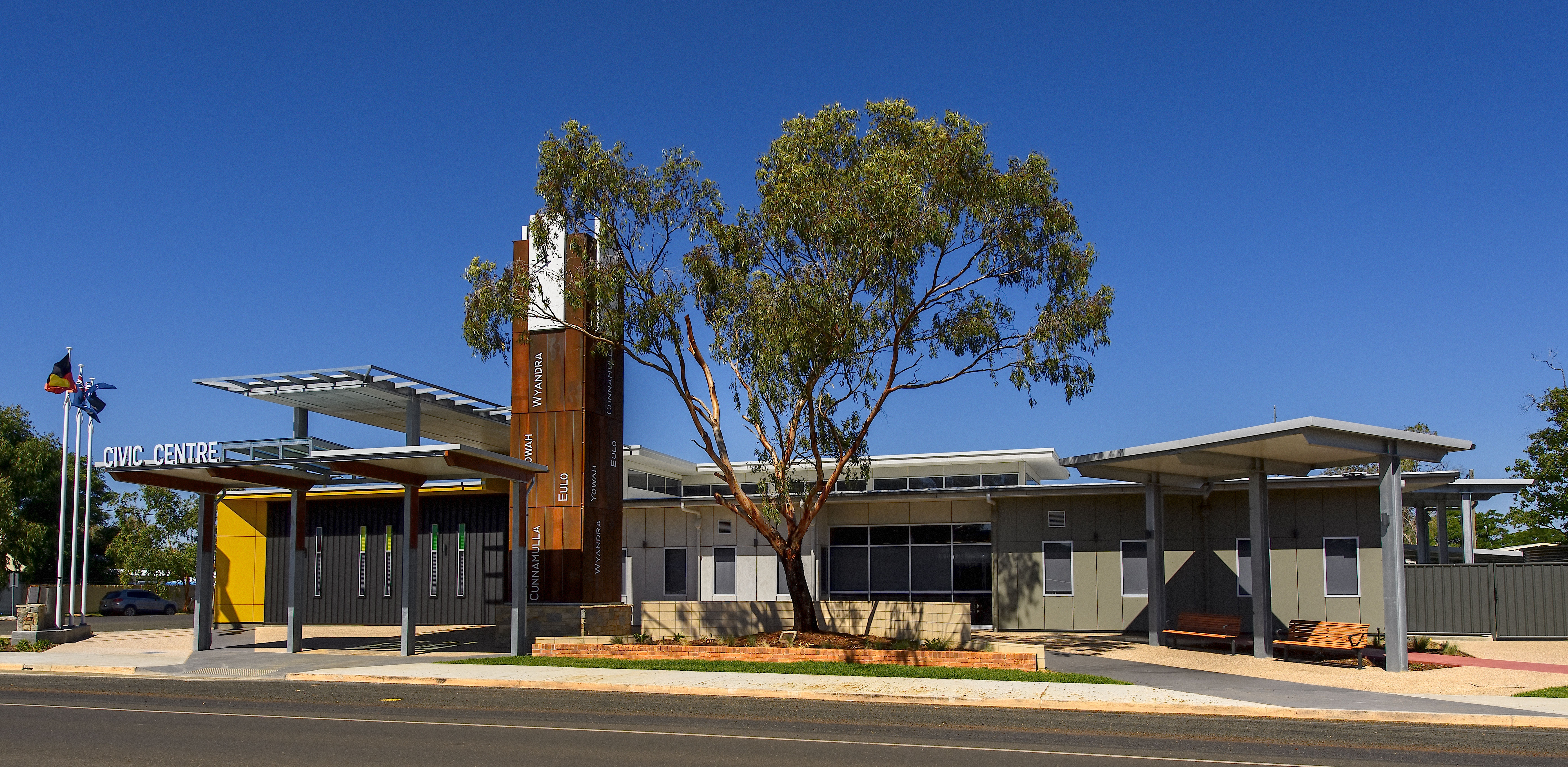 Paroo Shire Council Community & Civic Centre by Elia Architecture ...