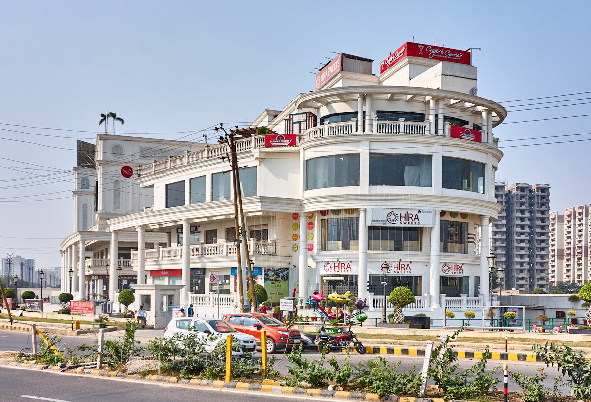 VVIP MALL by GPM Architects & Planners - Architizer