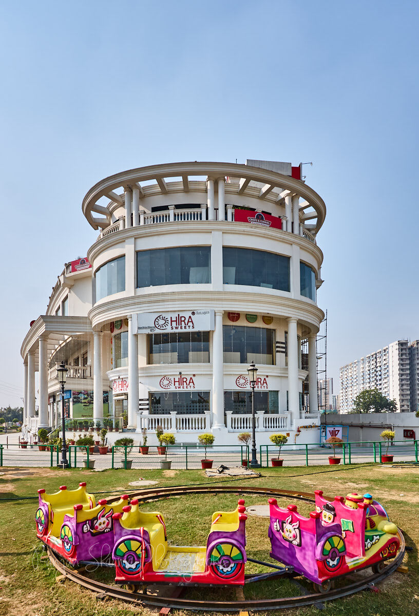 VVIP MALL by GPM Architects & Planners - Architizer