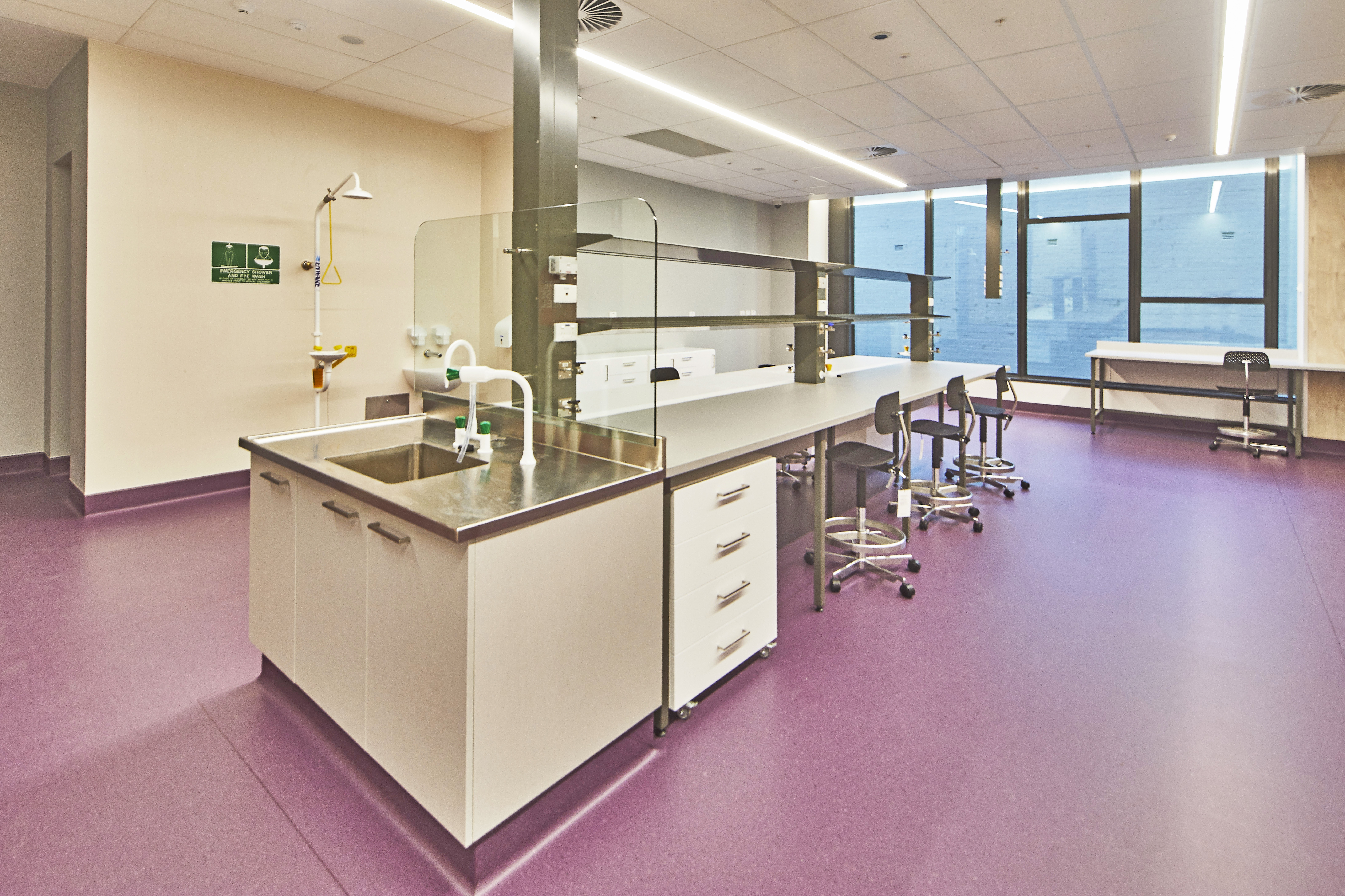 University of Technology Sydney New Science Research Facility by H2o ...