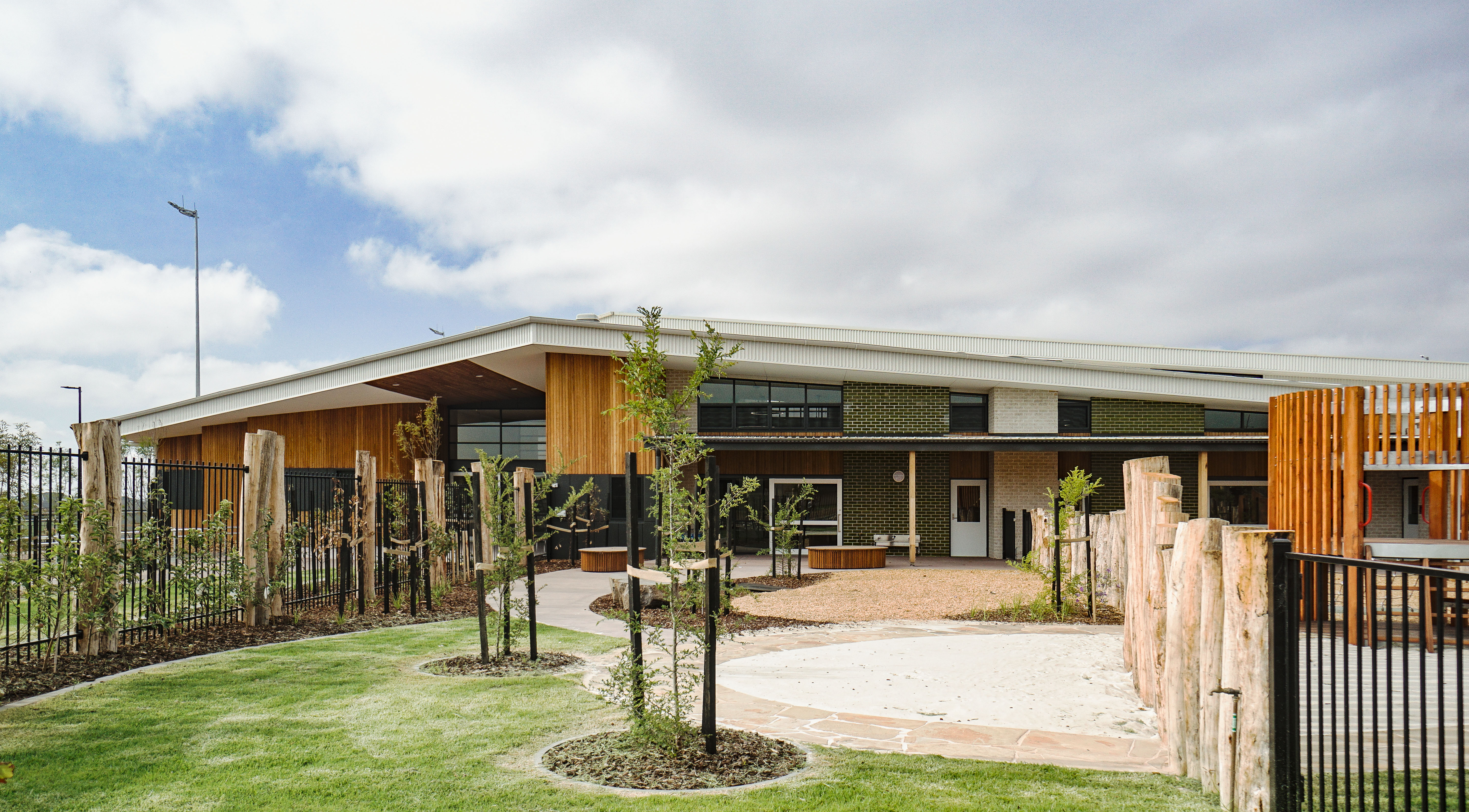 Fraser Rise Community Hub by Brand Architects - Architizer
