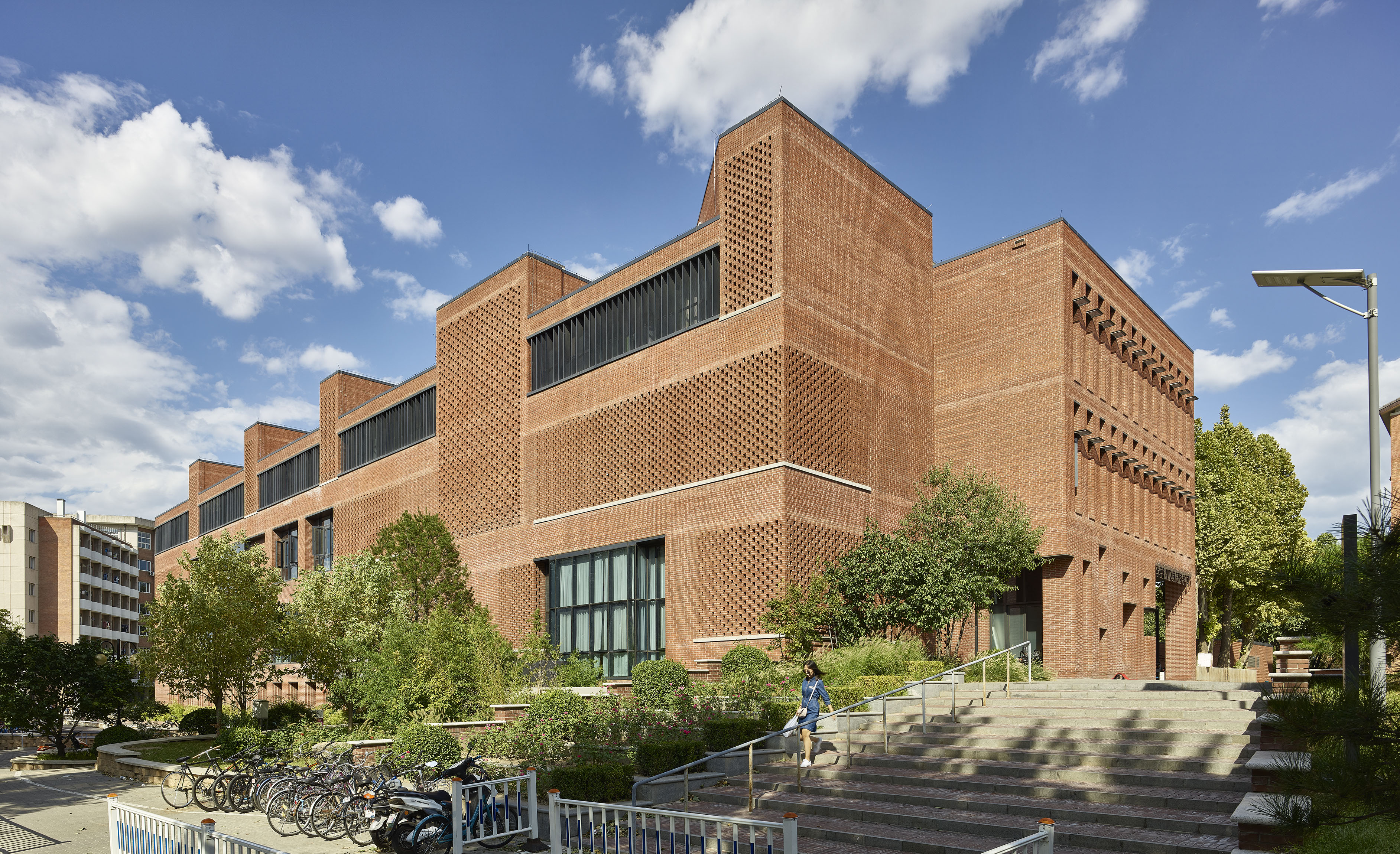 Swirling Cloud: Pavilion for BJFU Garden Festival by SUP Atelier of ...