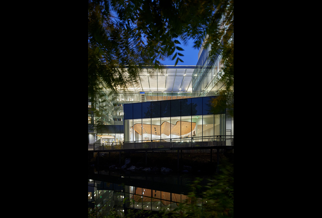 Idea 3281316: Phil and Penny Knight Campus for Accelerating Scientific ...