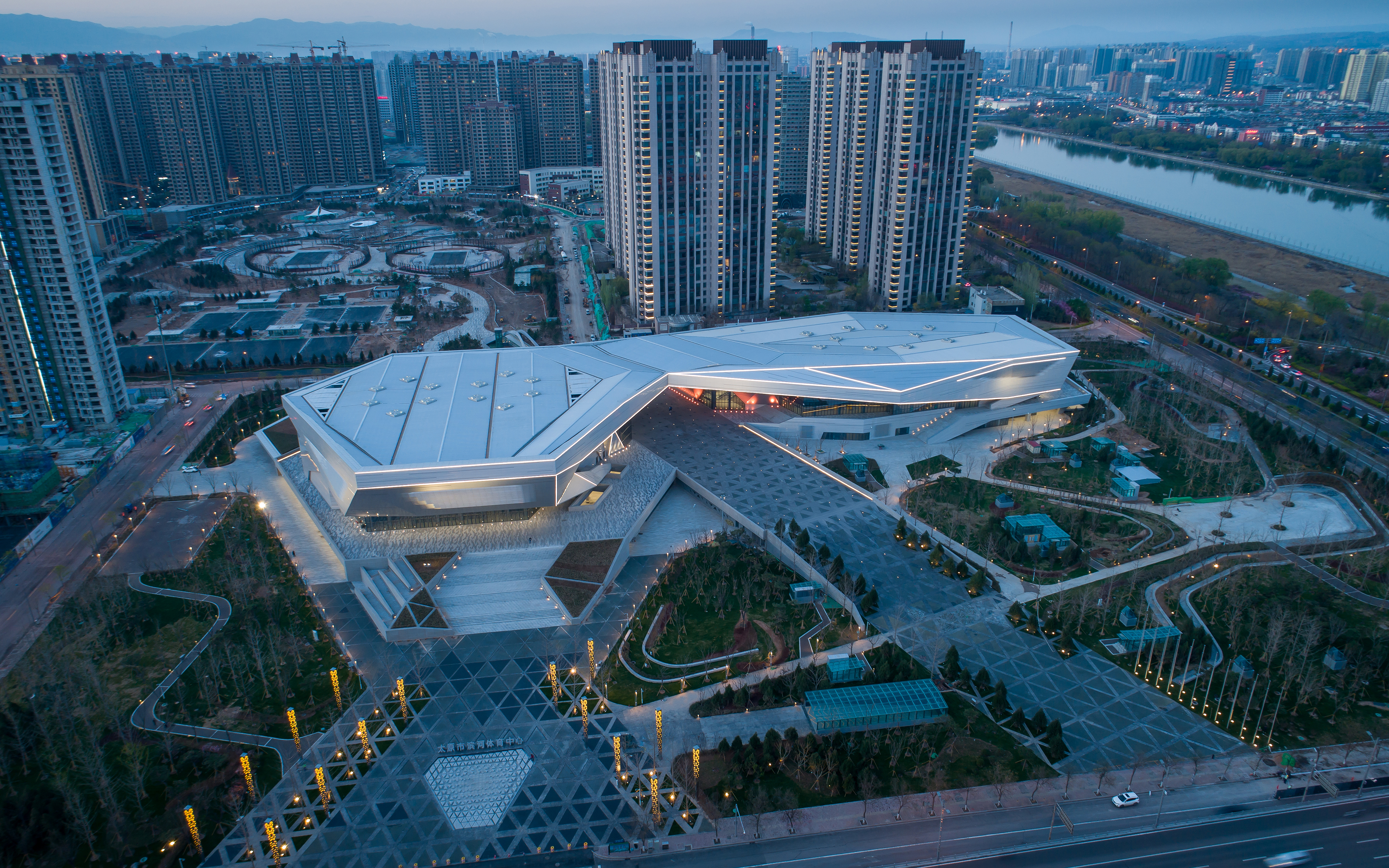Taiyuan Binhe Sports Center Renovation by China Architecture Design ...