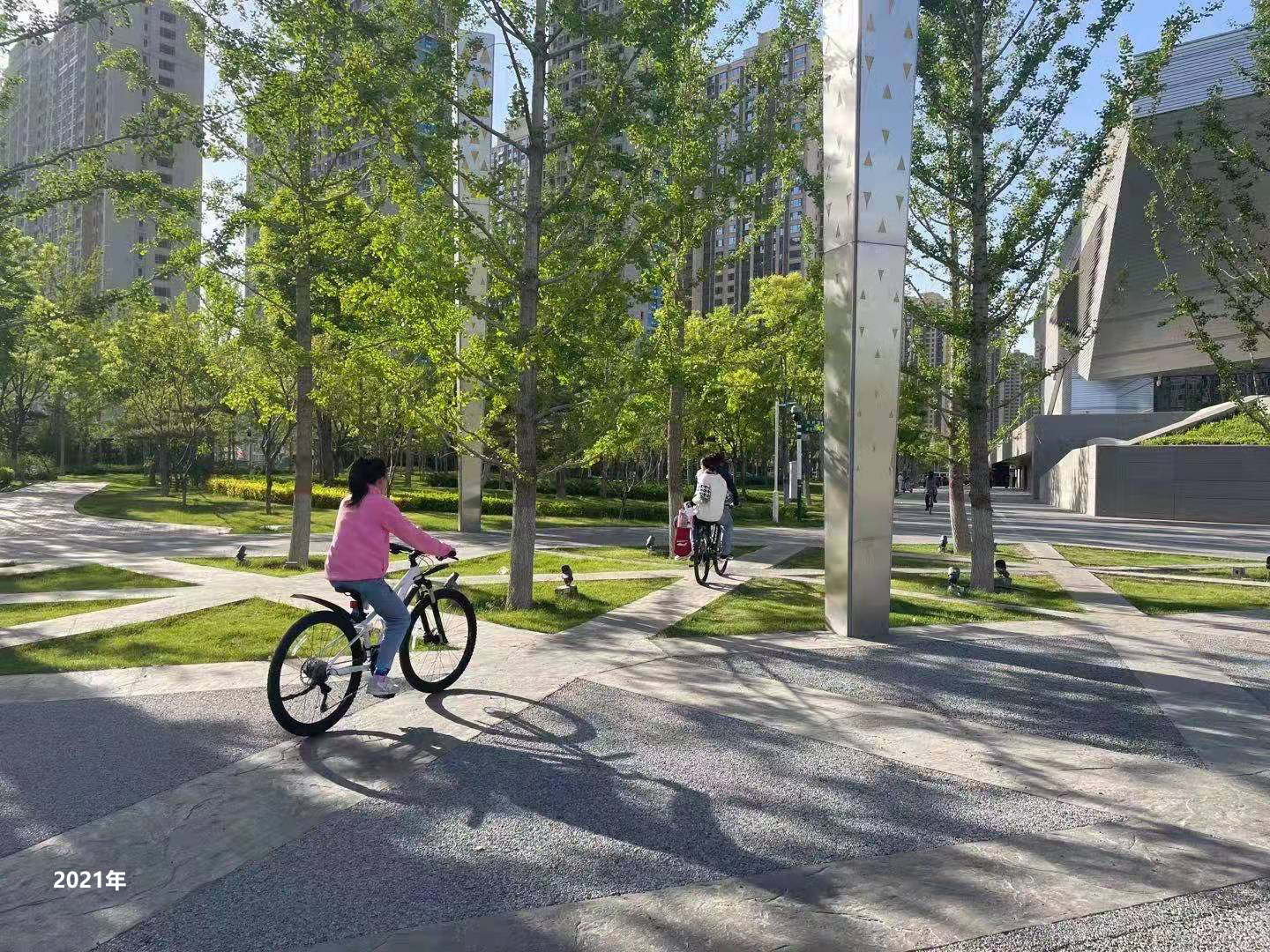 Taiyuan Binhe Sports Center Renovation by China Architecture Design ...