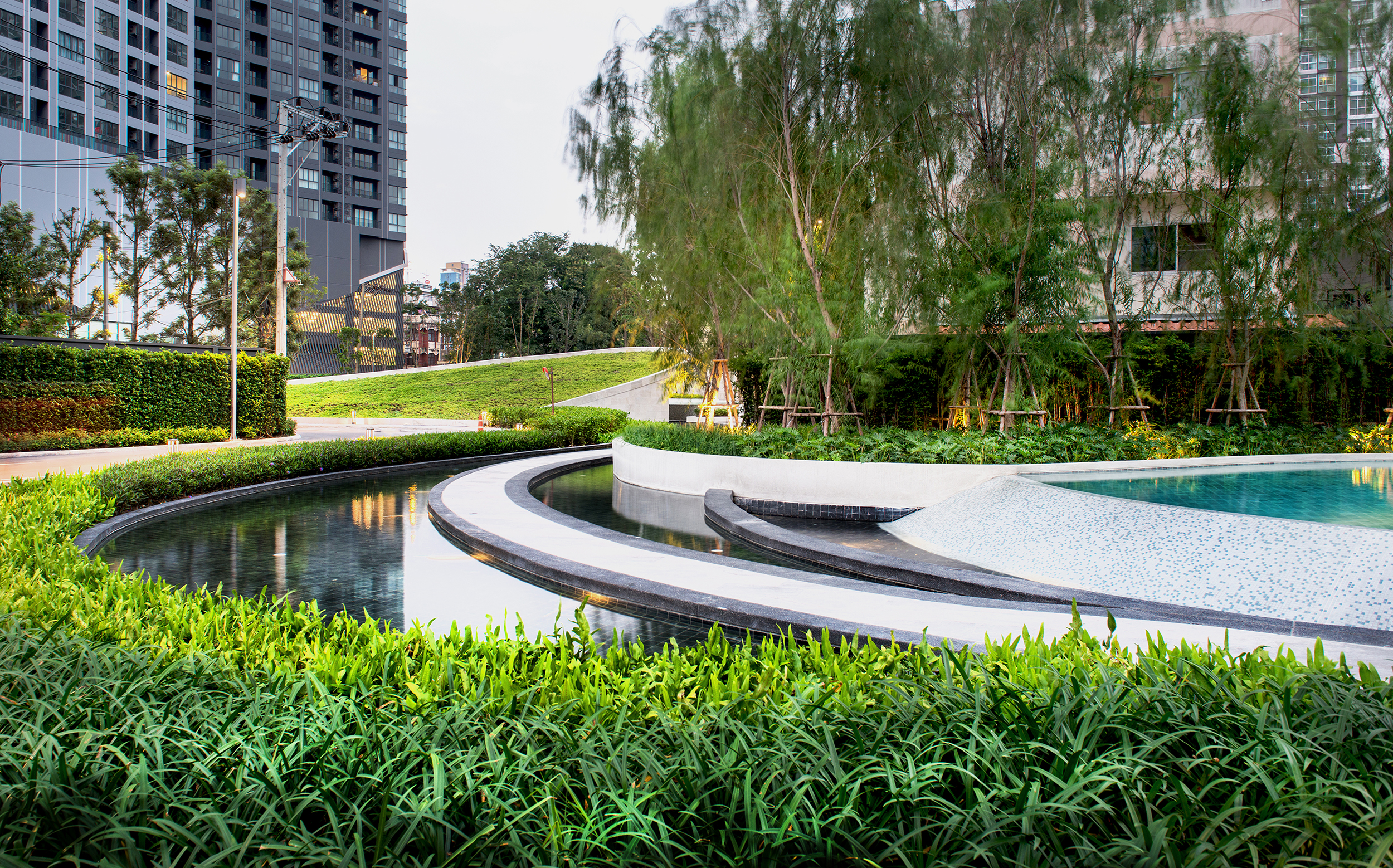 IDEO O2 - The Zero Carbon Residence by Redland-scape.Ltd - Architizer