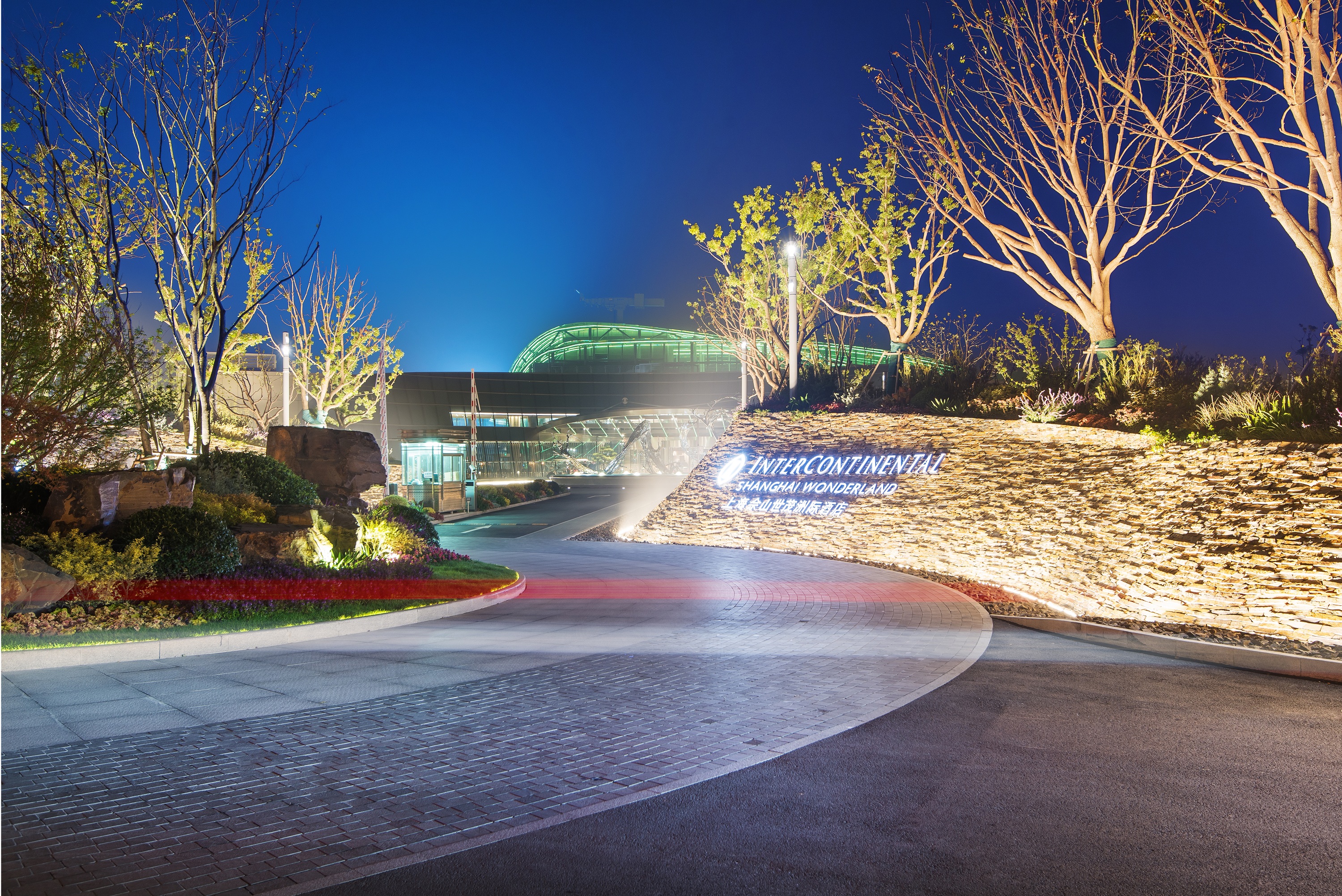InterContinental Shanghai Wonderland Hotel by Ballistic Architecture ...