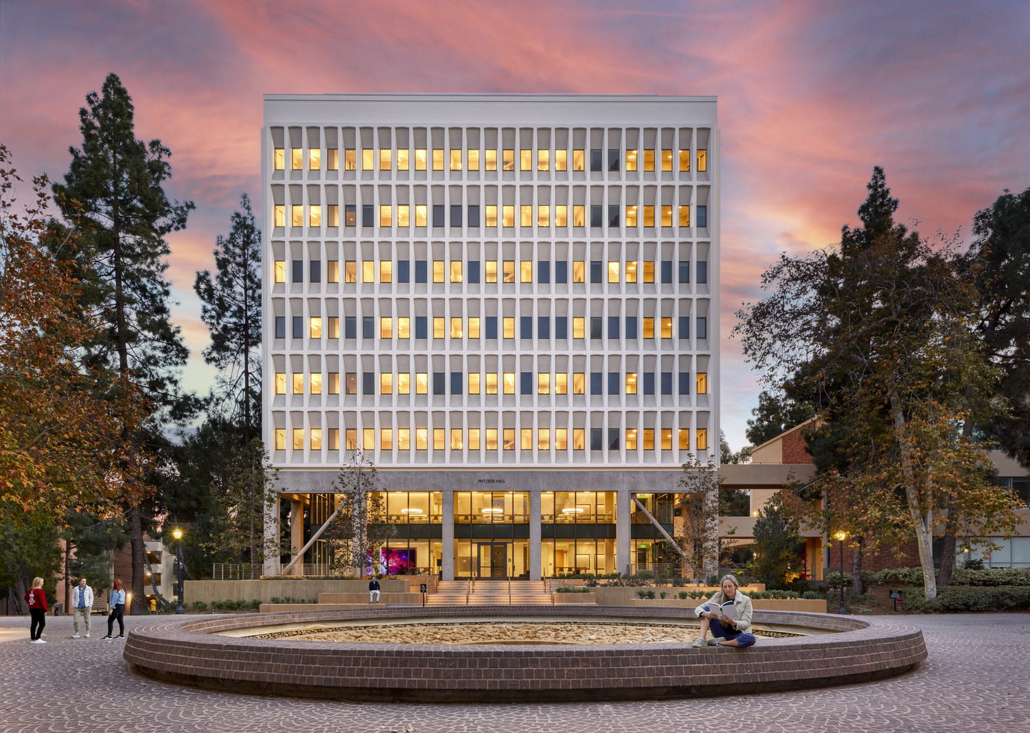 Biomedical Sciences Partnership Building, University of Arizona by CO ...