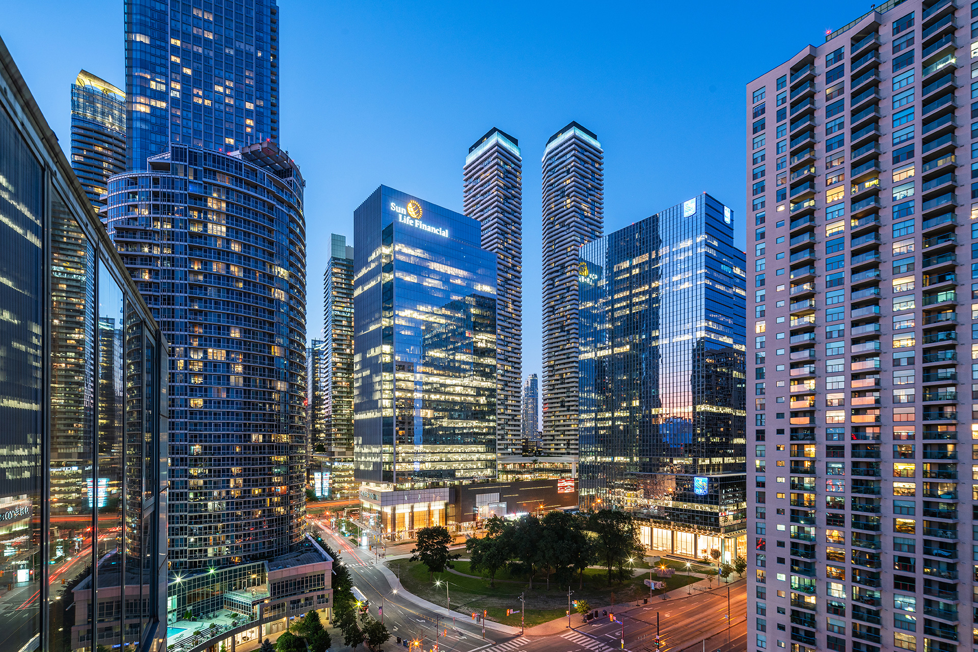 One York and Harbour Plaza Residences by Sweeny &Co. Architects ...