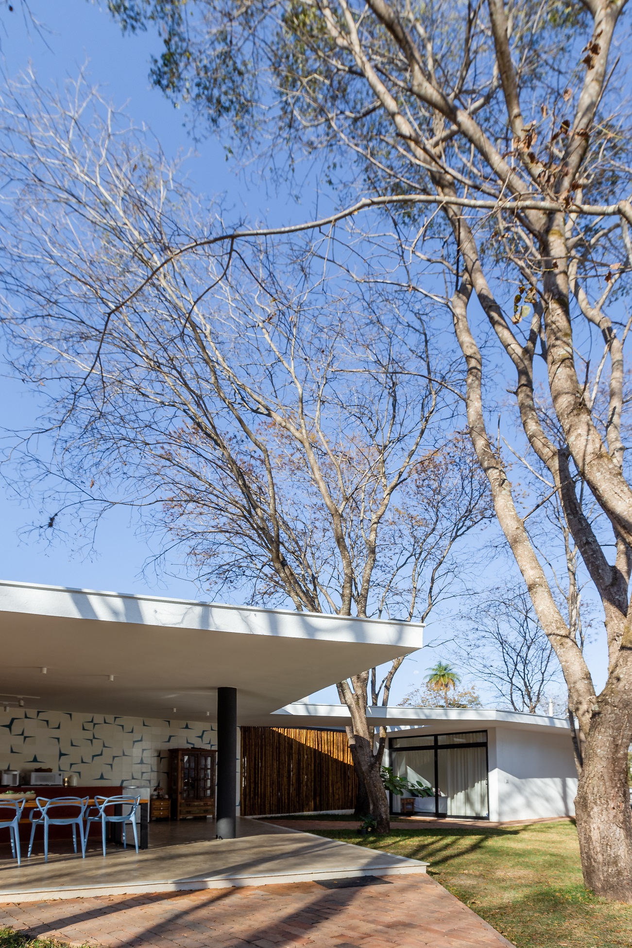 Soil House by TETRO ARQUITETURA - Architizer