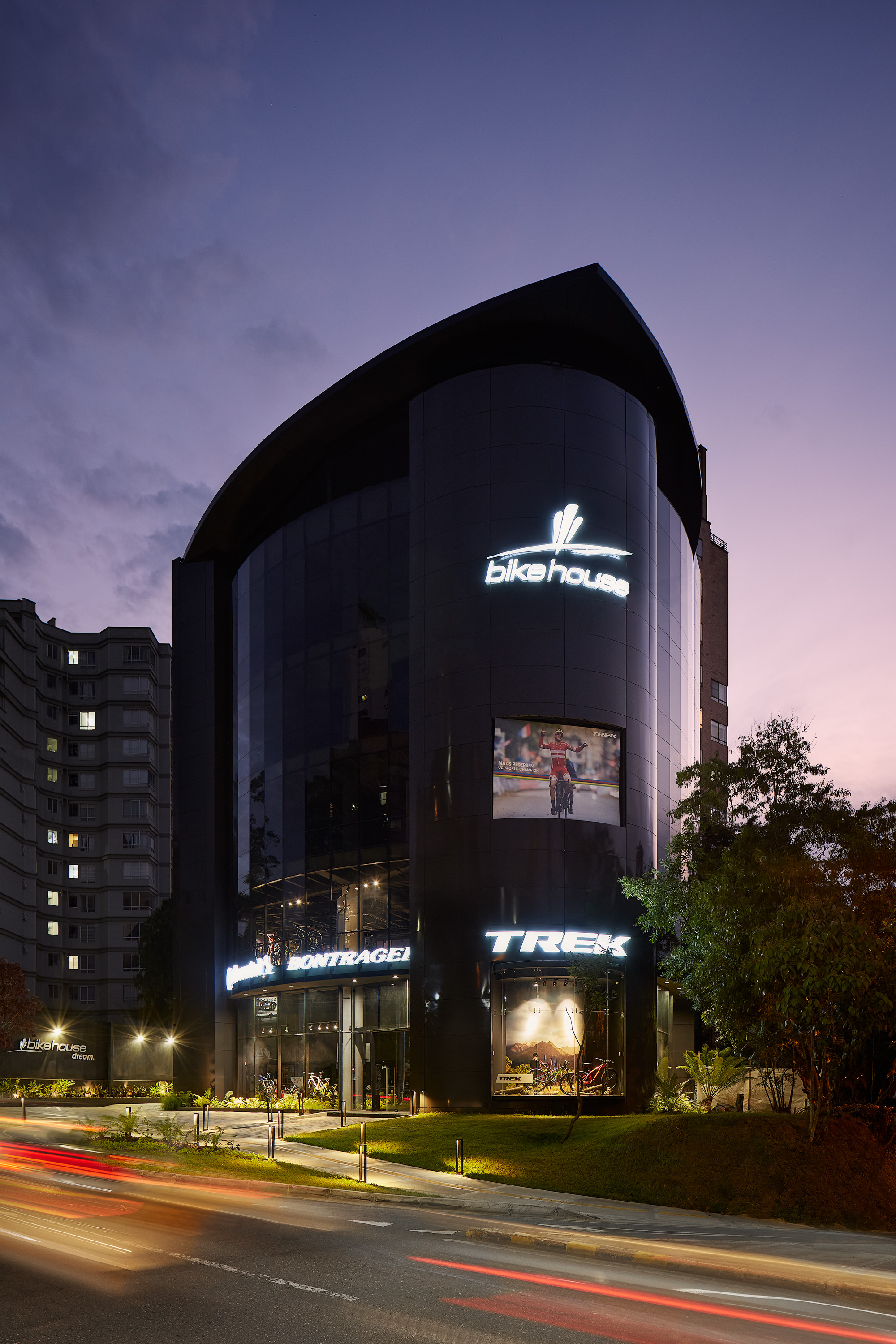 BIKE HOUSE by Vicaria Arquitectura - Architizer