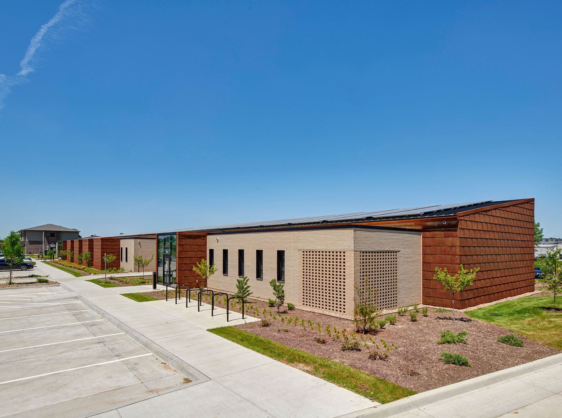 GuideLink Center by Neumann Monson Architects - Architizer