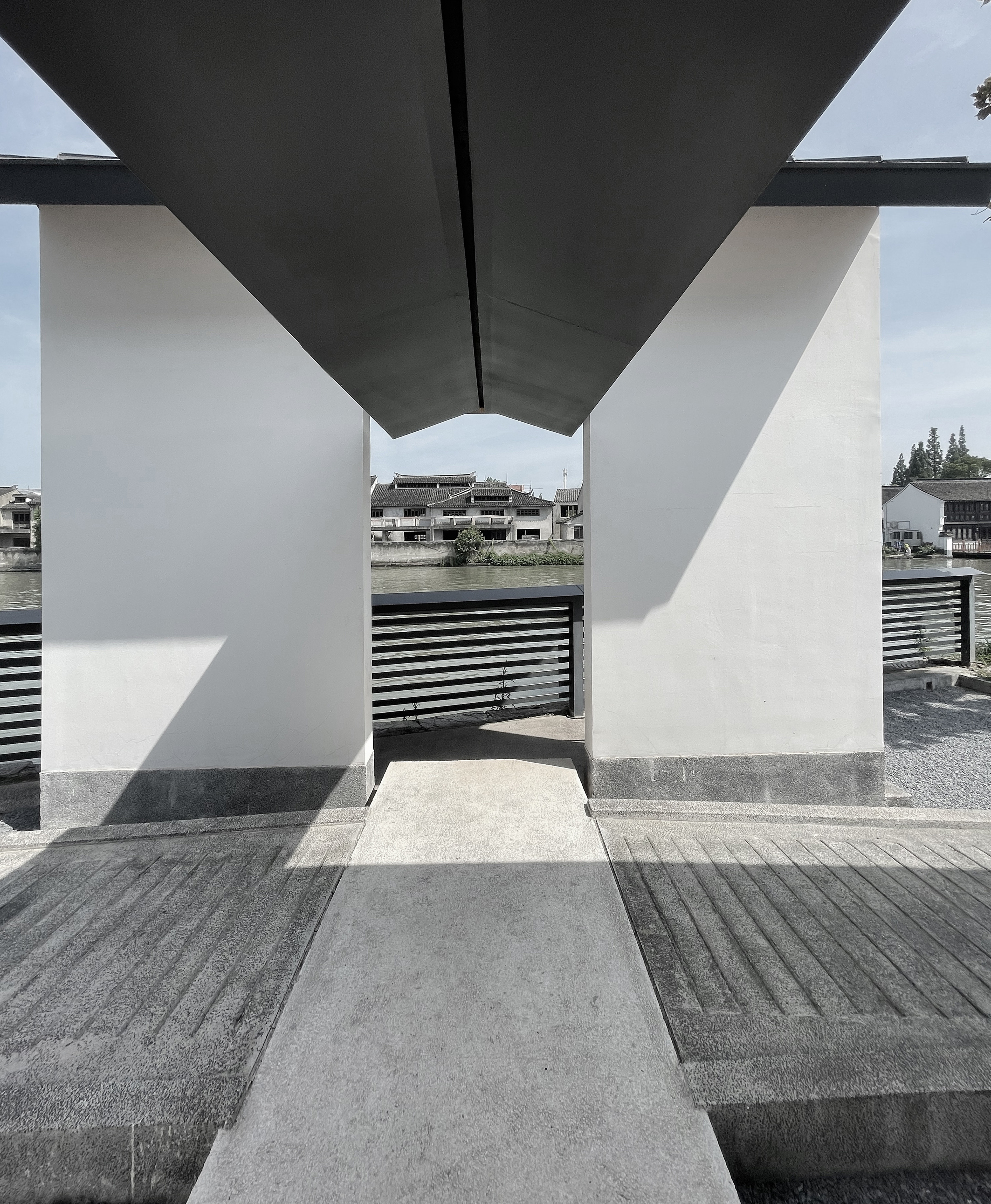 A Restroom Pavilion by Doarchi - Architizer