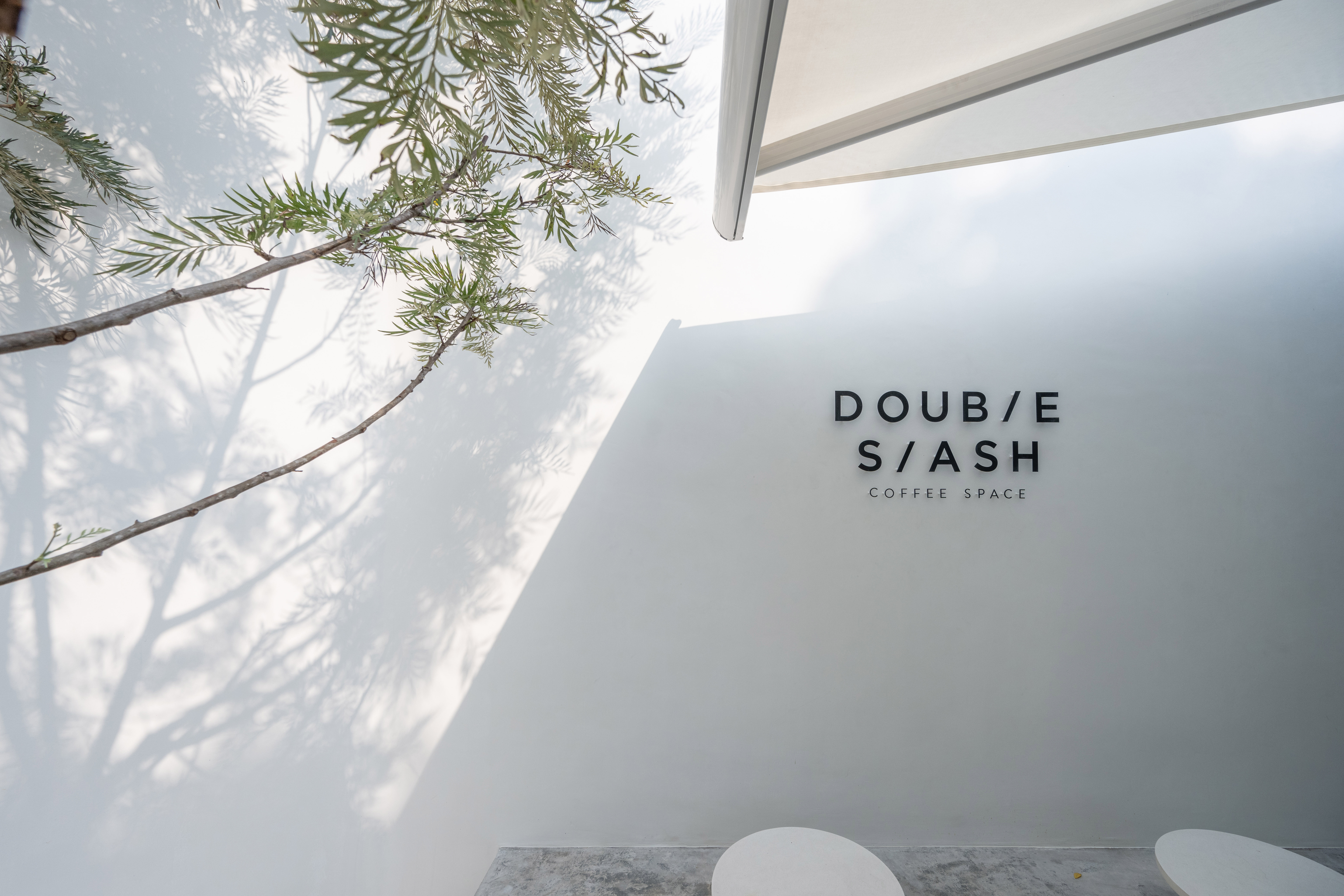 Double Slash Coffee Space by Spacy Architecture - Architizer