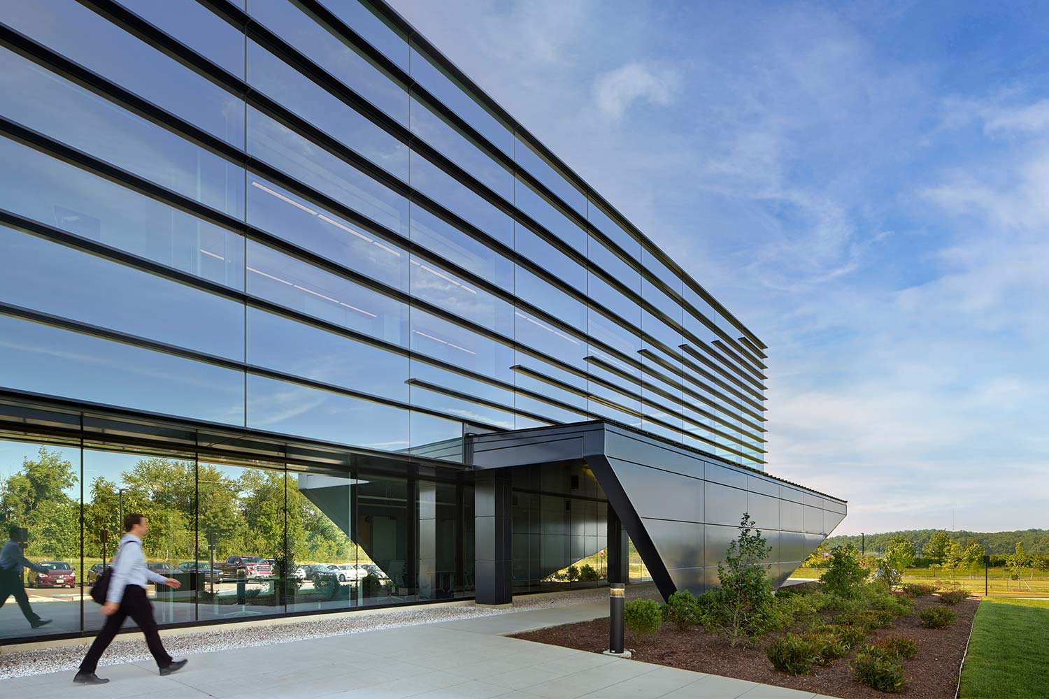 Kite Pharma, Cell Therapy Manufacturing Facility by EwingCole - Architizer