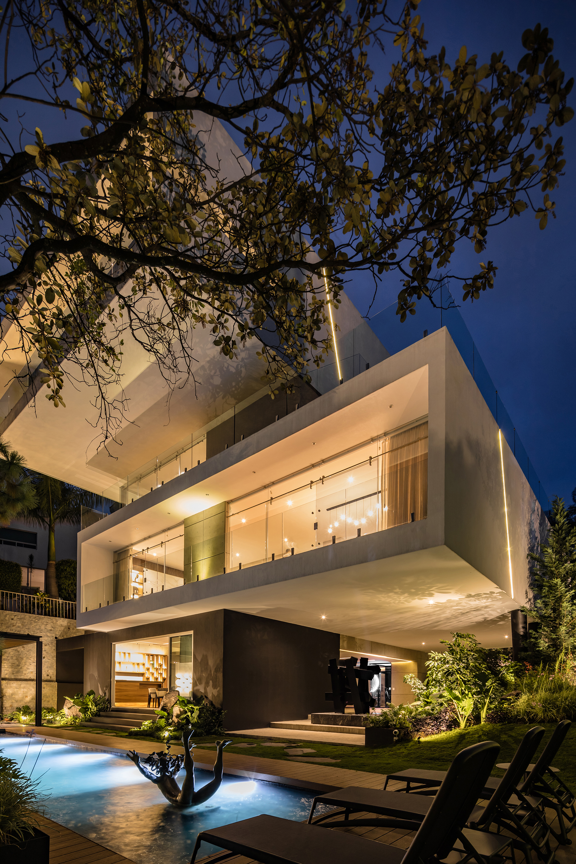 PH House by 21arquitectos - Architizer