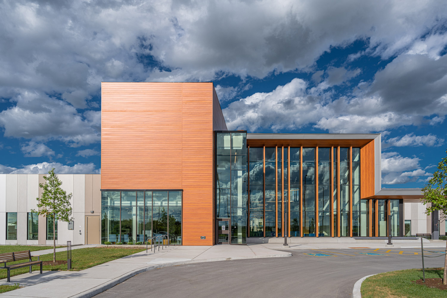 HDR Creates Community-Oriented Orléans Health Hub - Architizer Journal