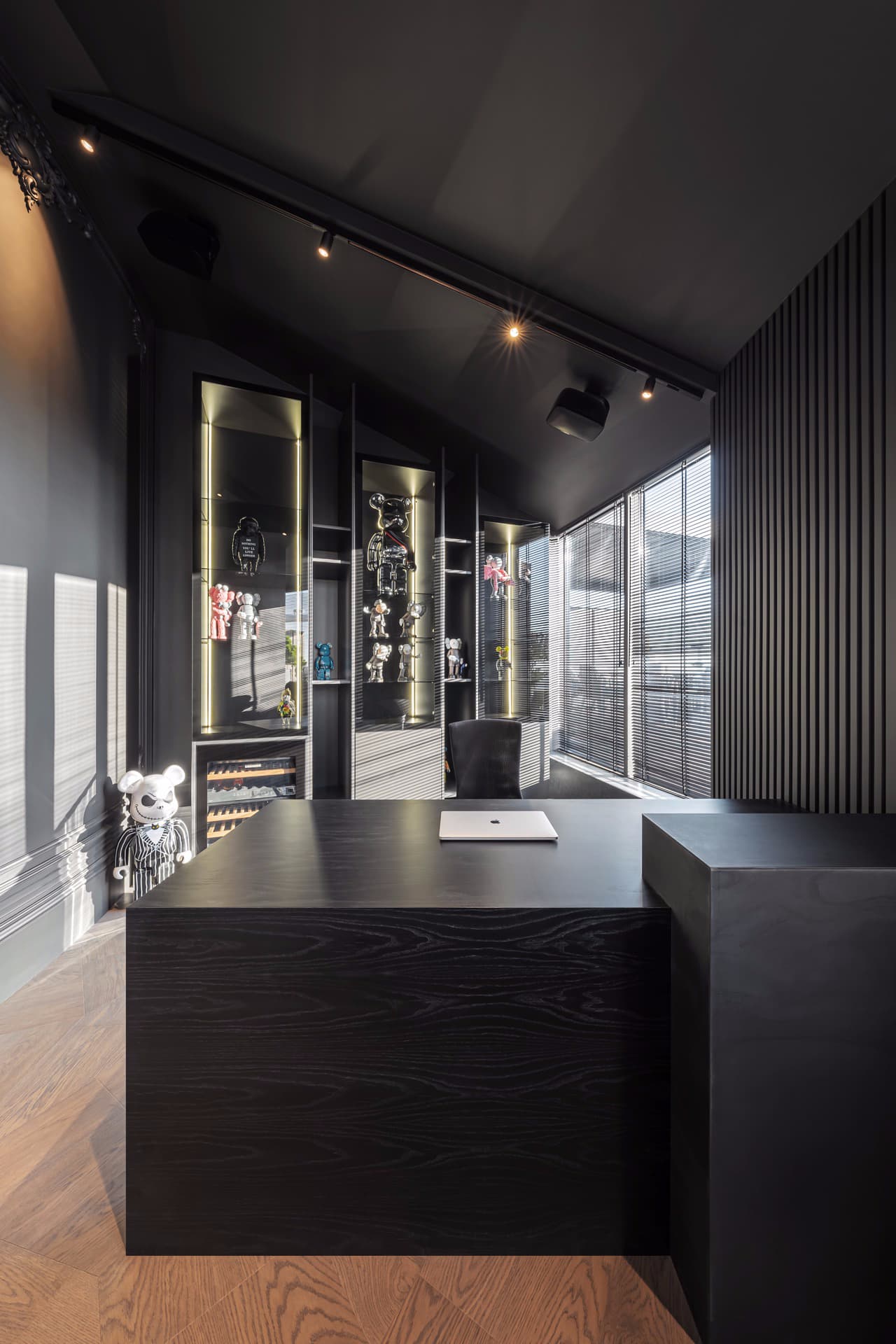 IQ-77-SL by IQOSA - Architizer