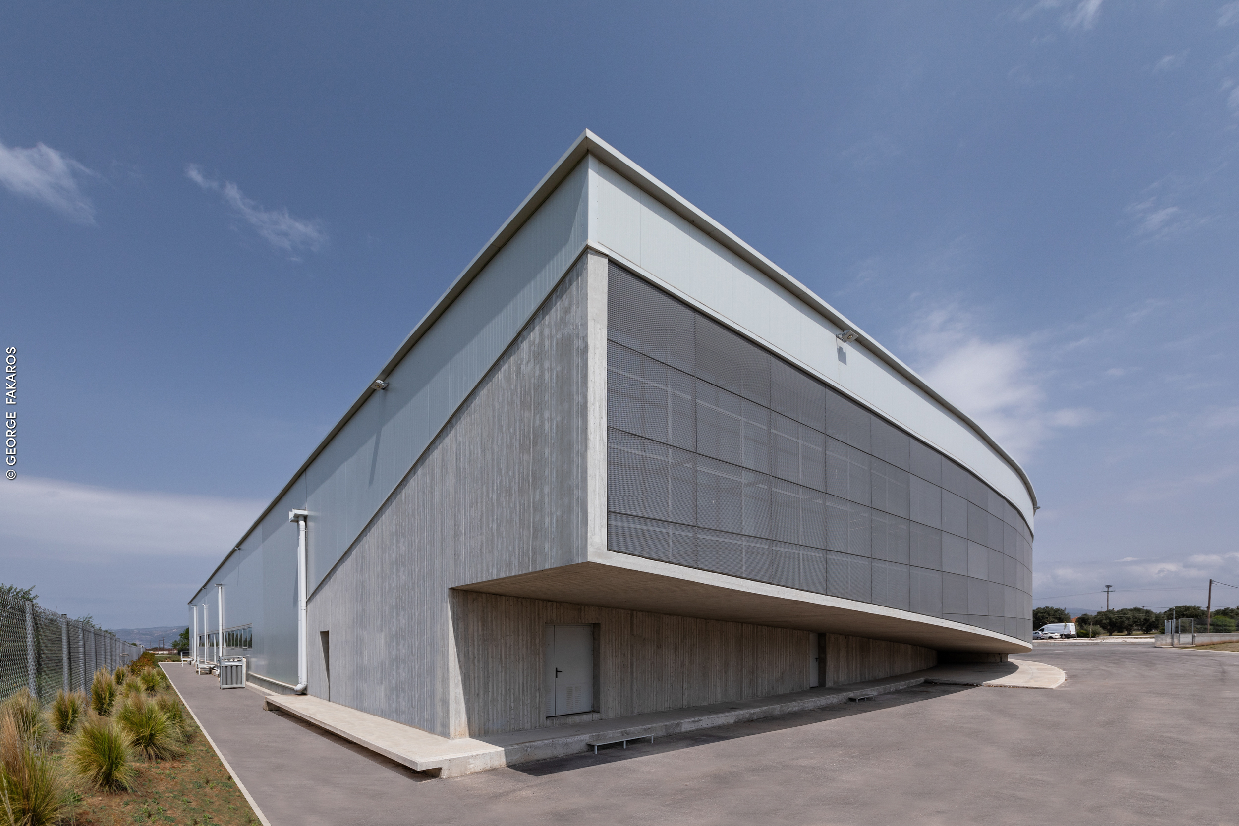 One-Façade Building: Office, Production & Warehouse Building by schema ...