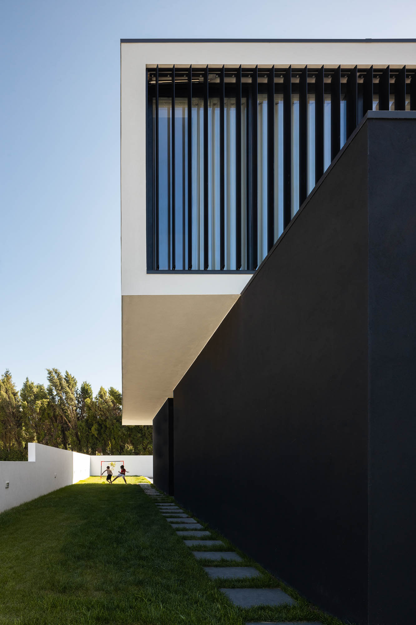 Diagonal House by Frari - architecture network - Architizer
