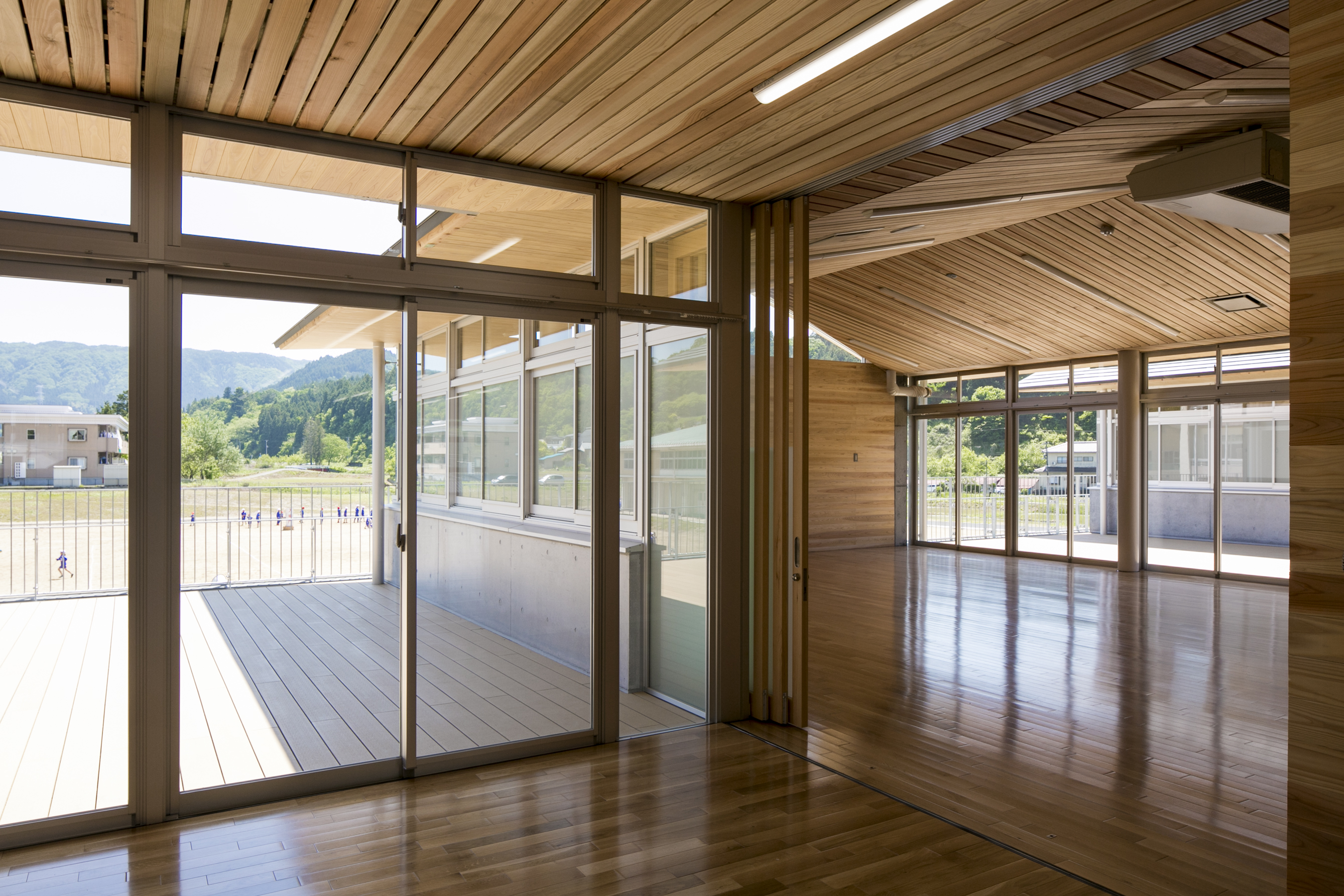 Yamatsuri Elementary School by MIKAMI Architects - Architizer