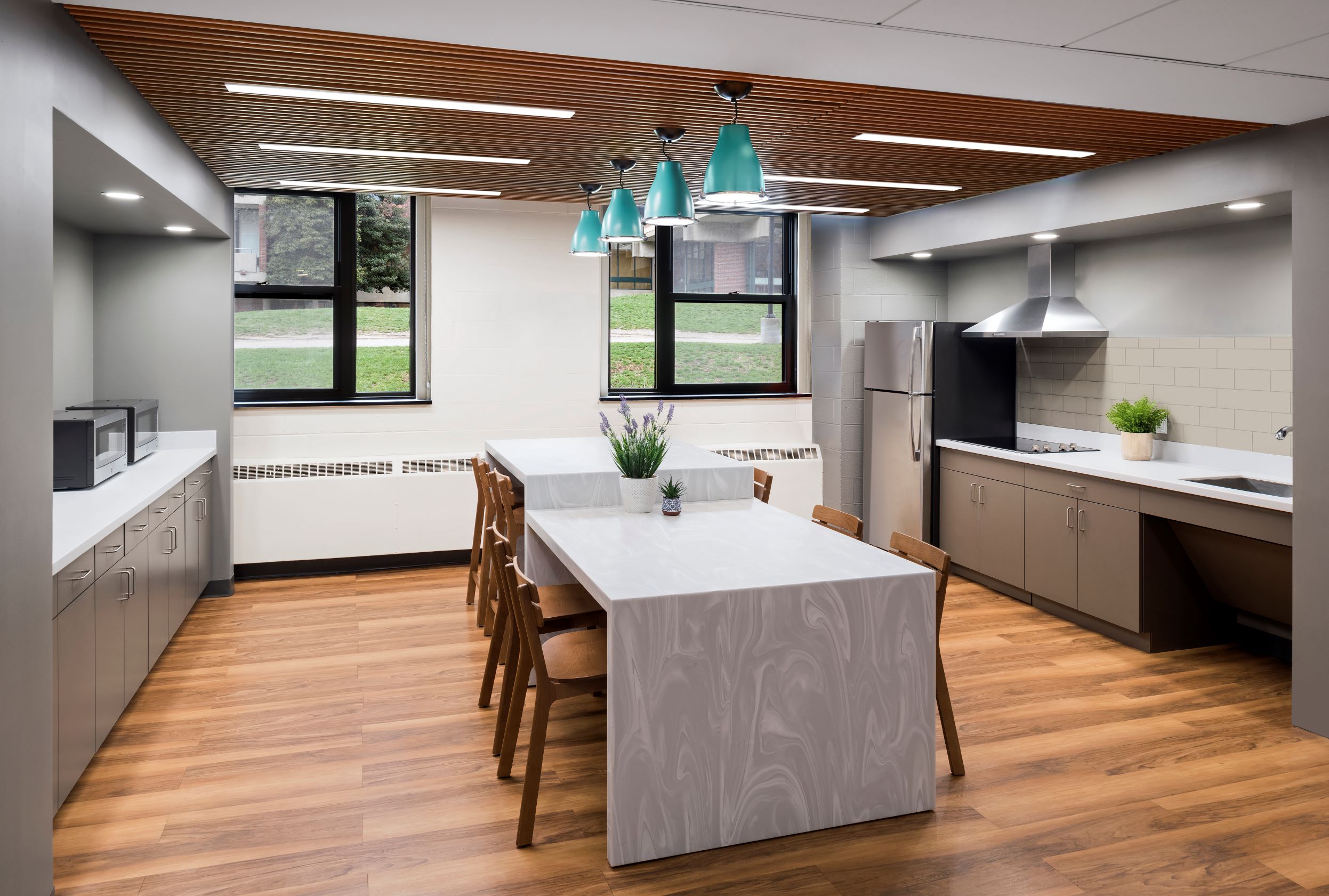 Tilton Hall at Tufts University by Bergmeyer - Architizer