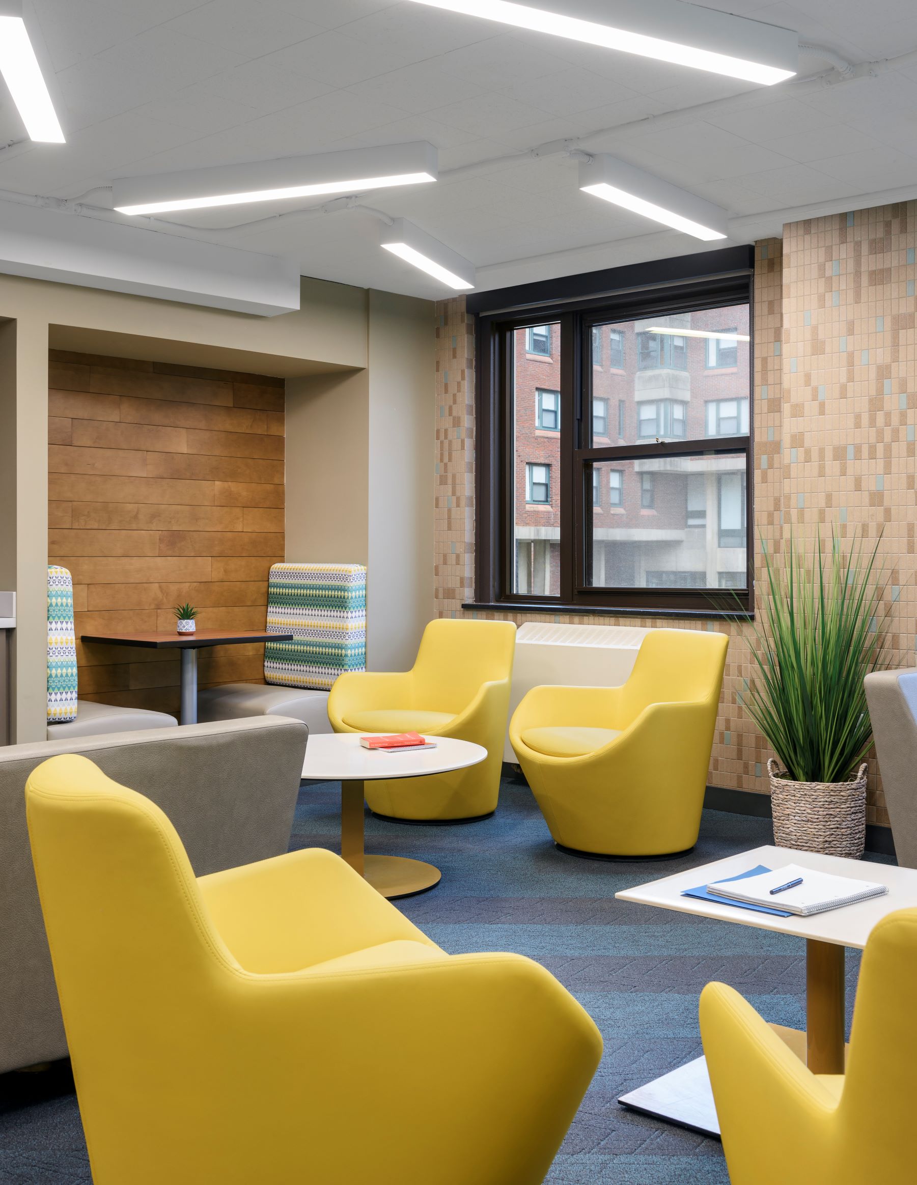 Tilton Hall at Tufts University by Bergmeyer - Architizer