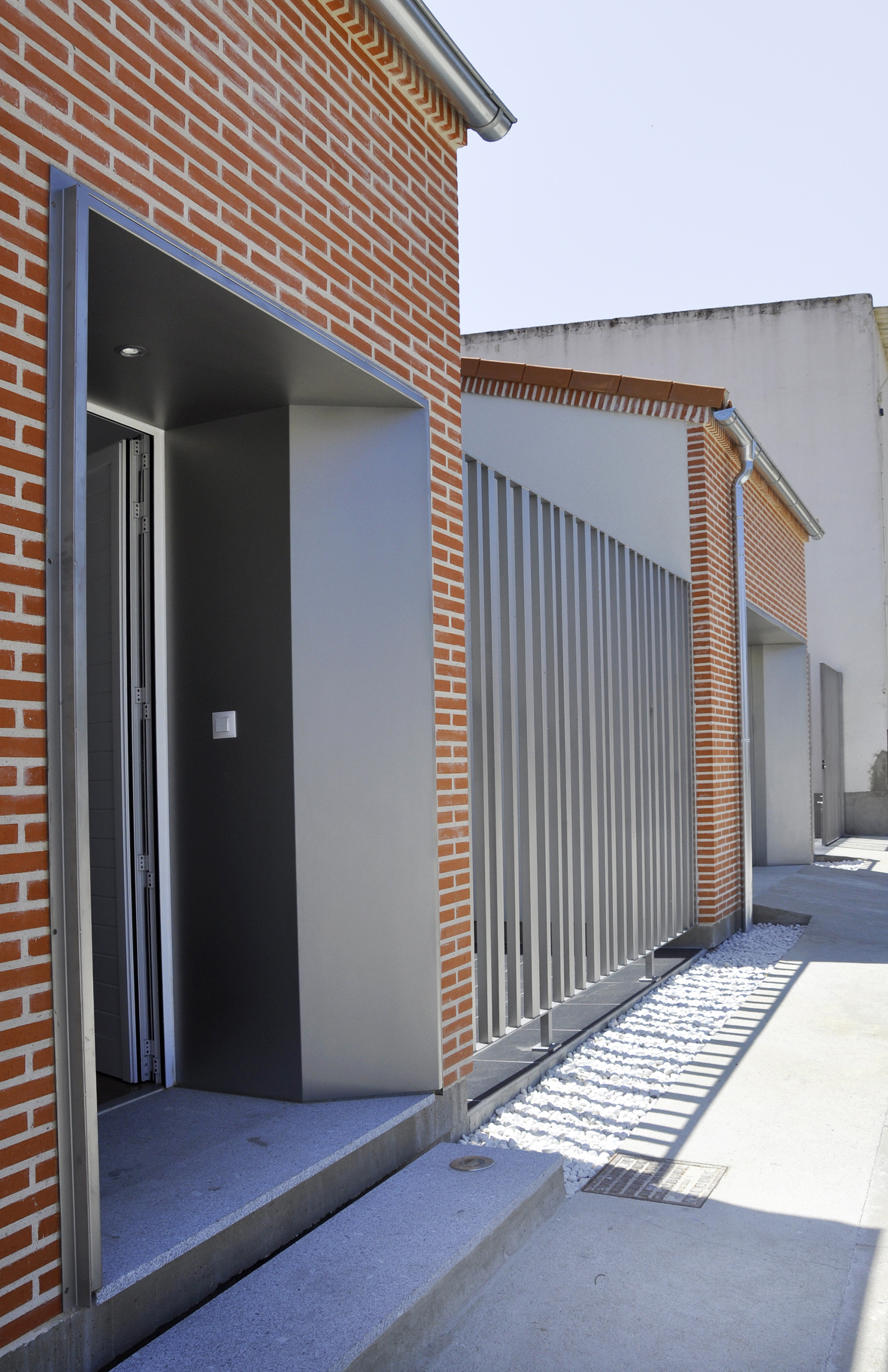 APPLE HOUSE by ApuntoArquitectura - Architizer