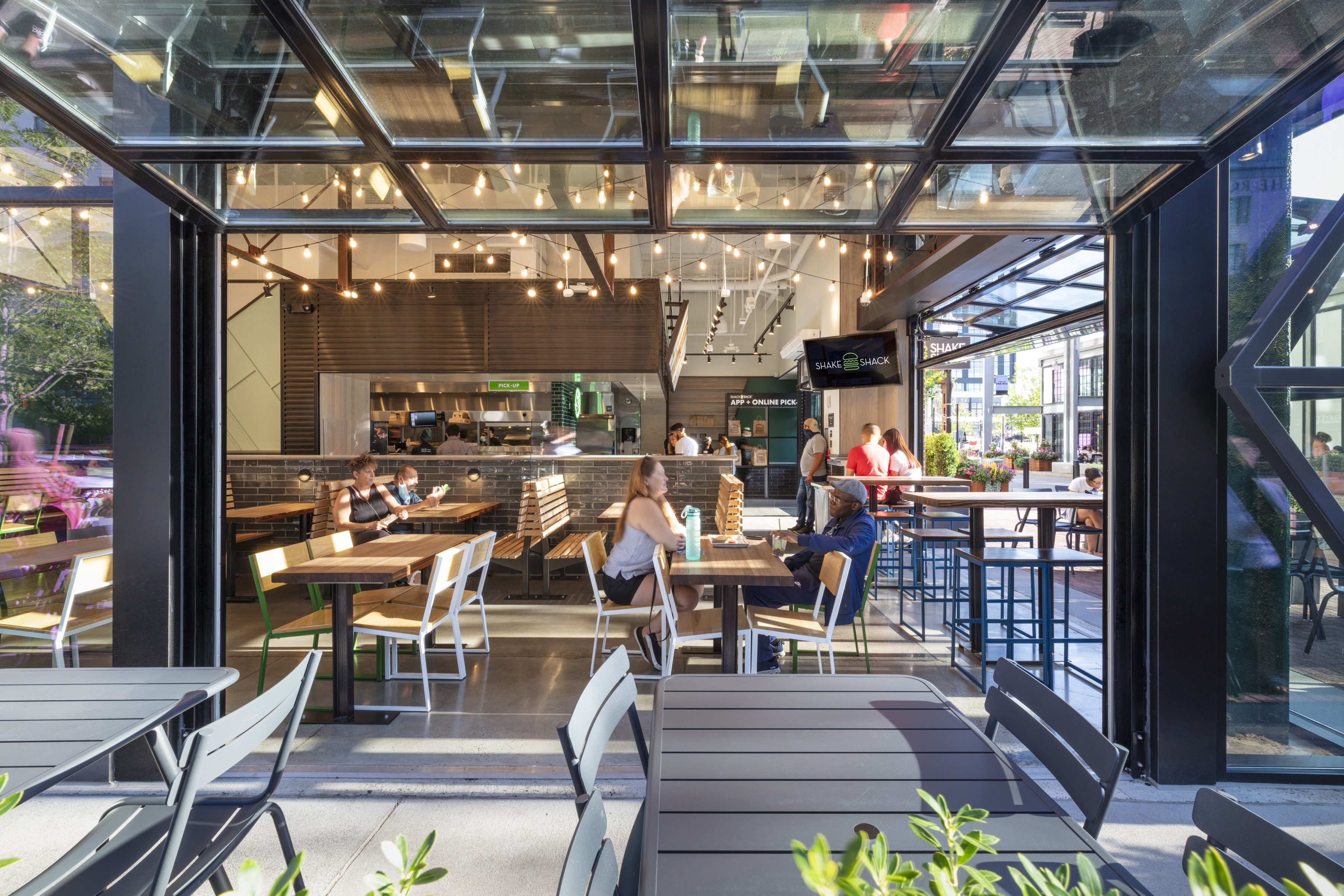 Shake Shack by Bergmeyer - Architizer