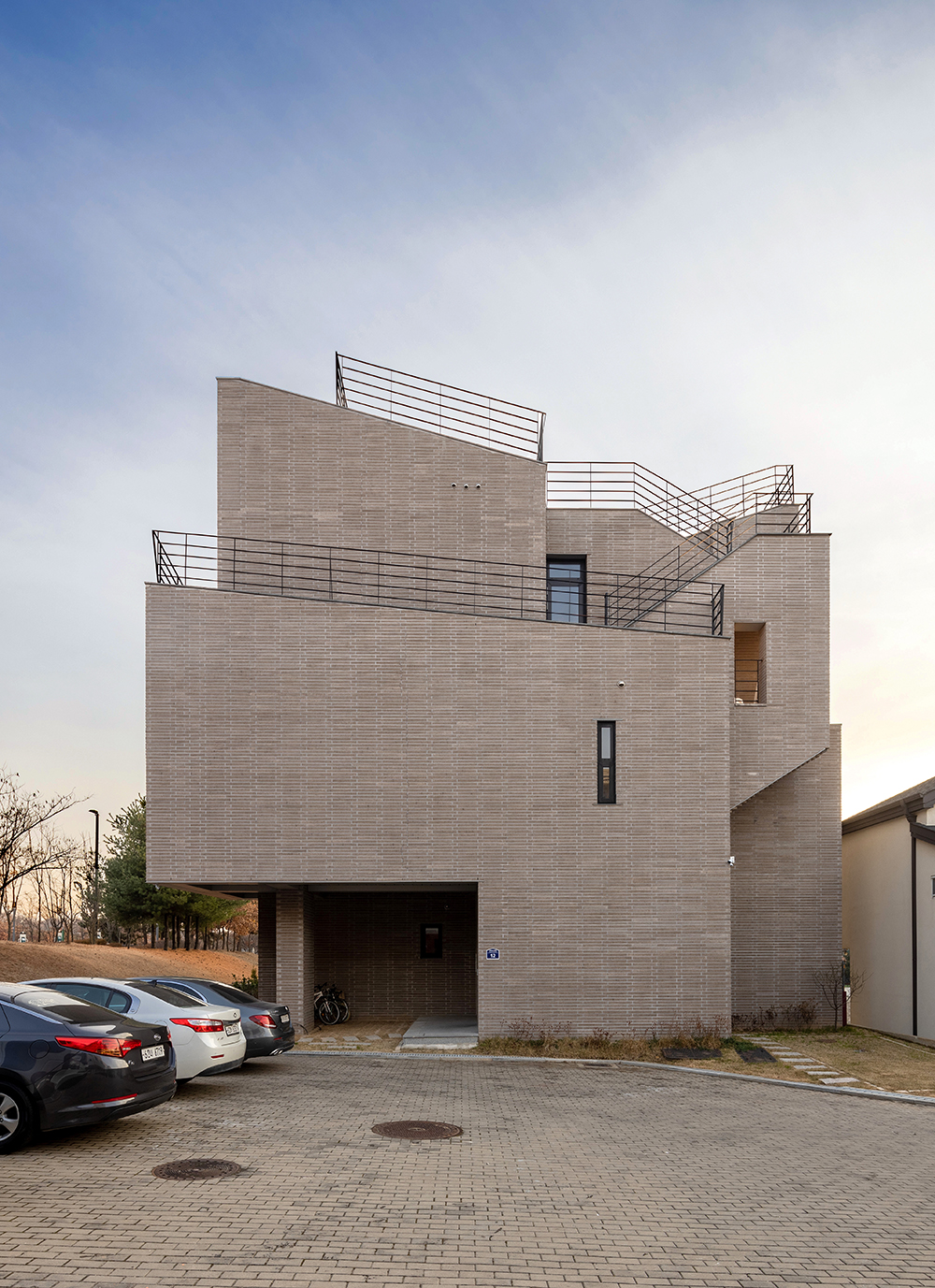 Simon House by D Werker Architects - Architizer