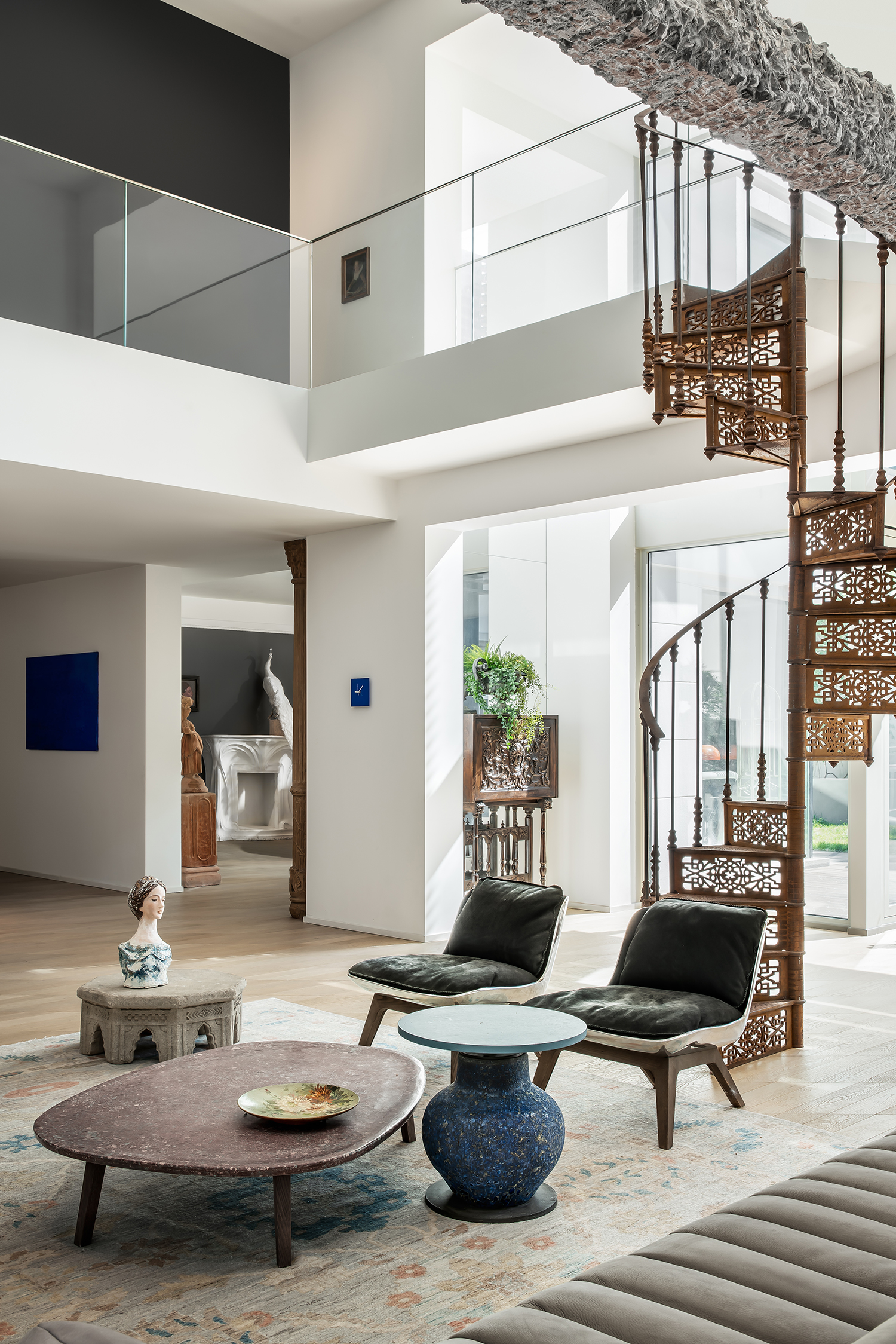 Fan Yi : 900㎡ Artistic Villa by NARJEELING - Architizer