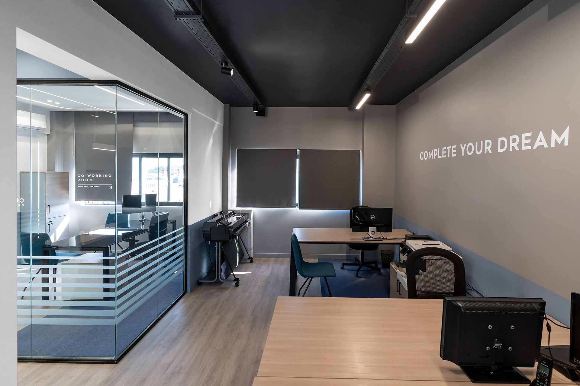 Complete Construction Offices by Lab4 Architects - Architizer