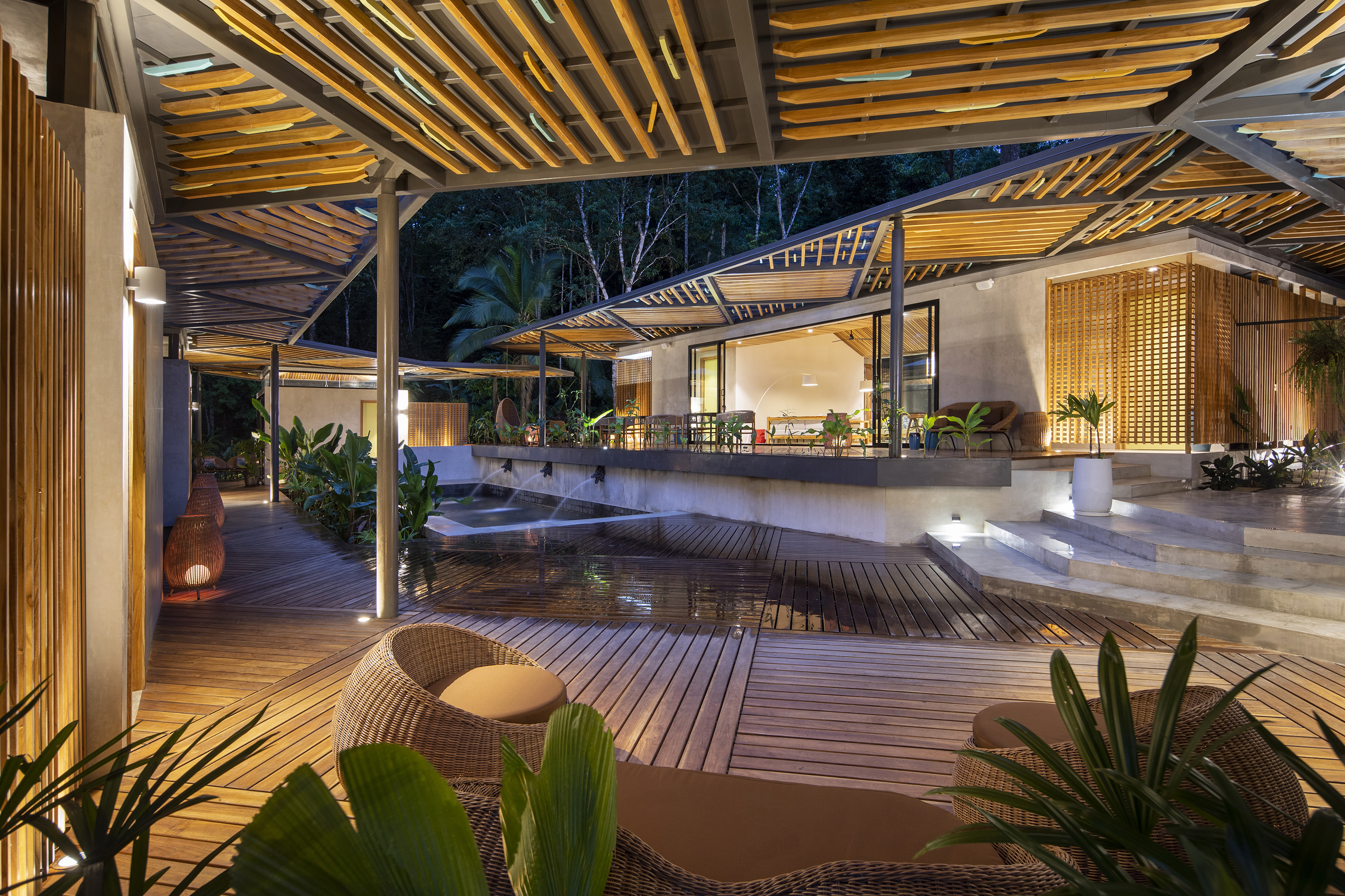 Caribbean Courtyard Villa by Studio Saxe - Architizer