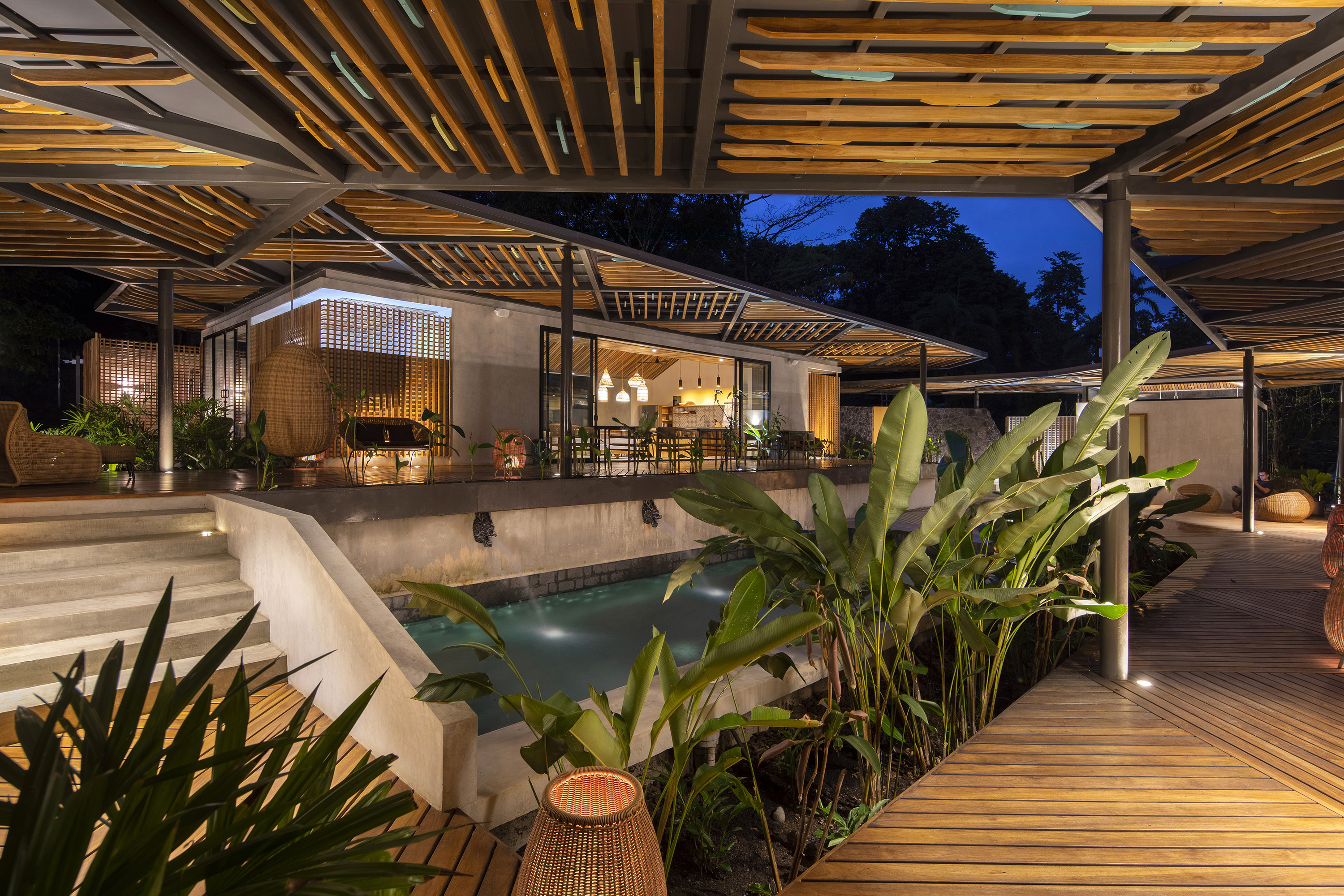 Caribbean Courtyard Villa by Studio Saxe - Architizer