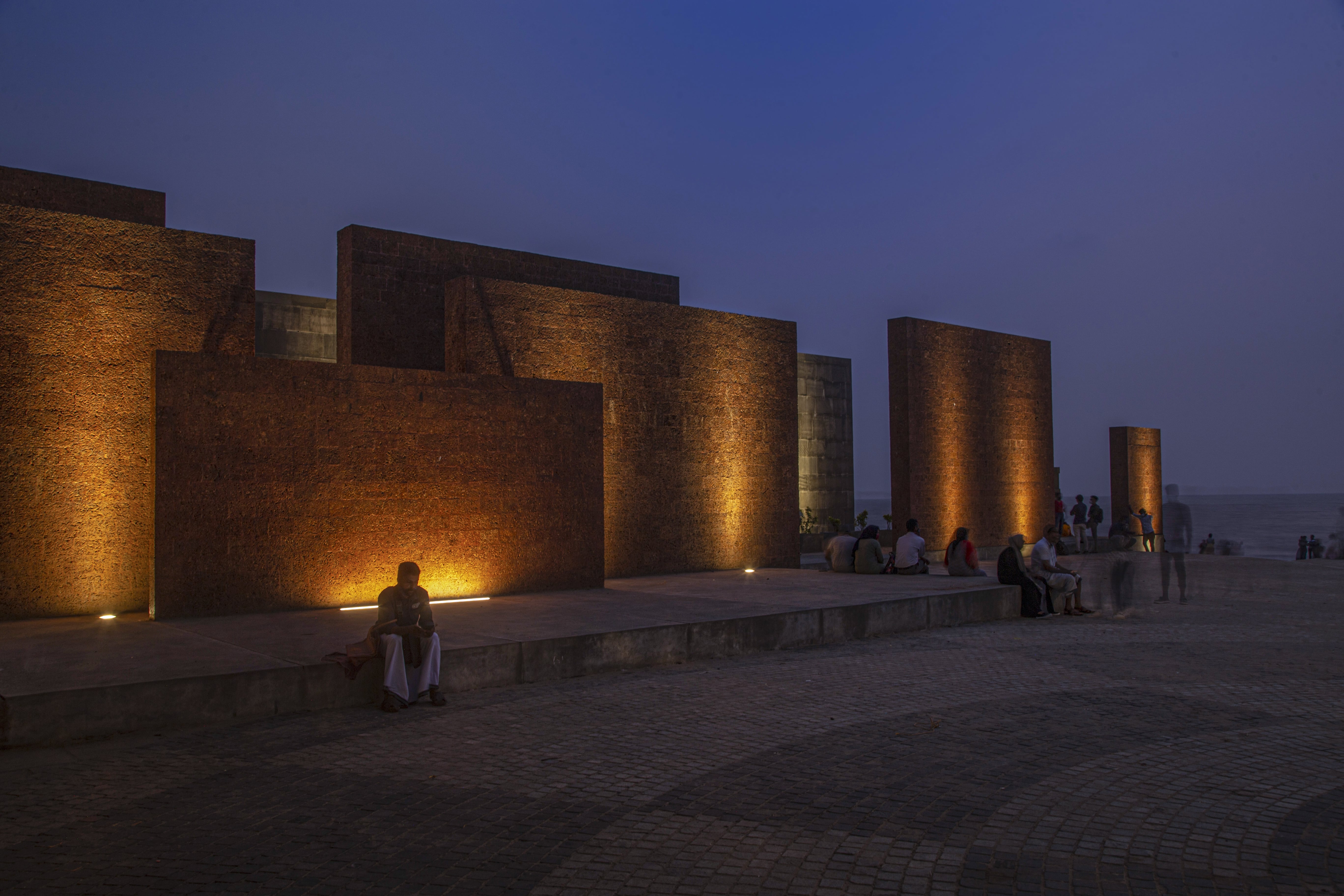 Idea 3401840: Freedom Square by Deearth in Kozhikode, India - Architizer