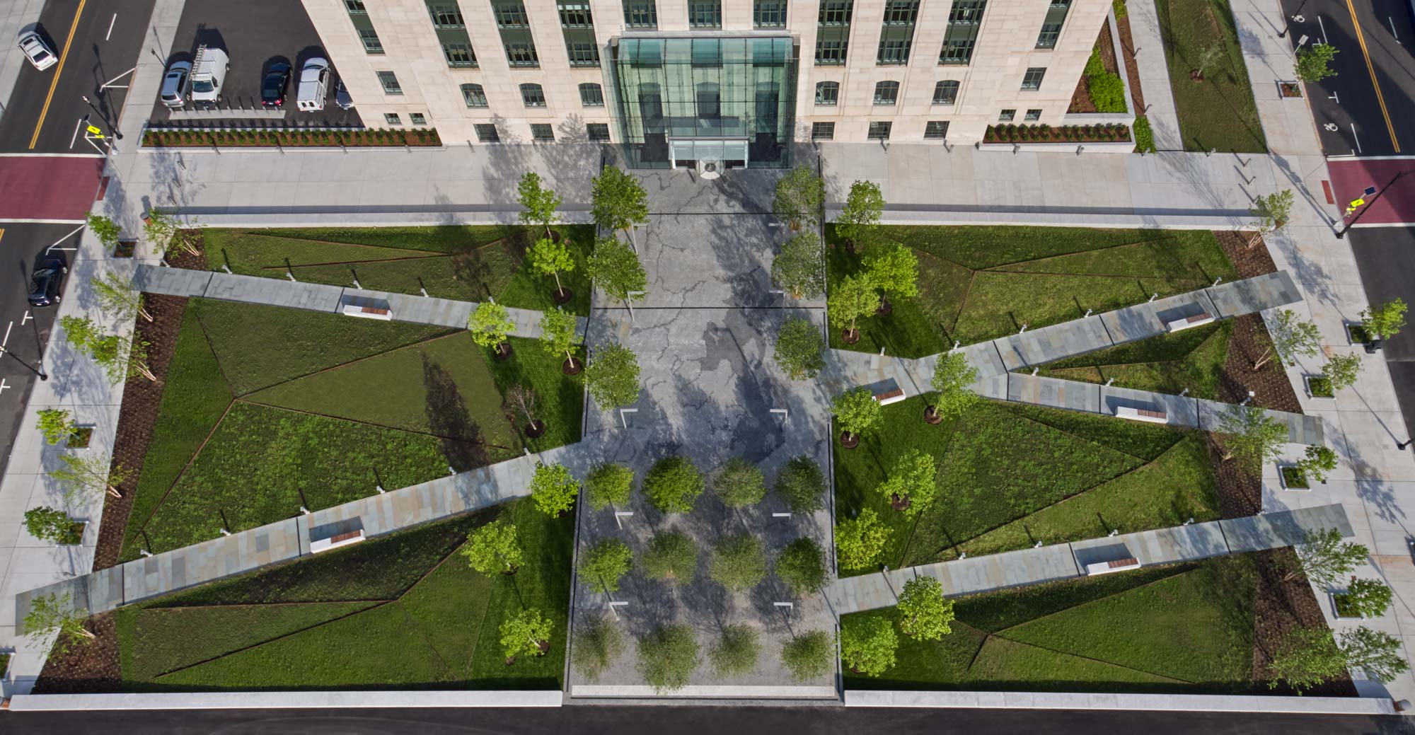 165 Capitol Avenue - Connecticut State Office Building by Amenta Emma ...
